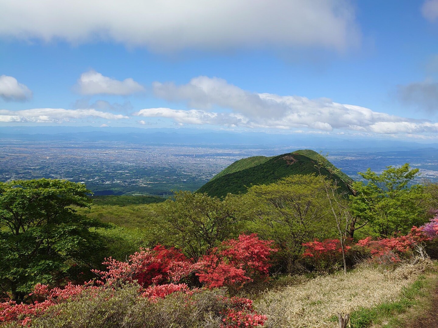 赤城山の強風とツツジとグレーピークと / s_nakanoさんの赤城山・黒檜山・荒山の活動データ | YAMAP / ヤマップ