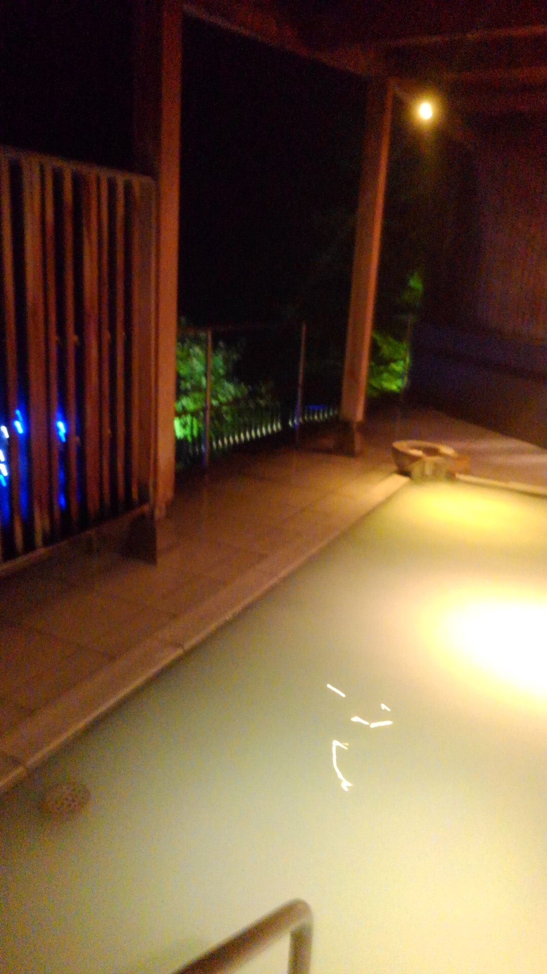 白い誘惑 福島 高湯温泉 本日は高湯温泉... / campziziさんのモーメント | YAMAP / ヤマップ