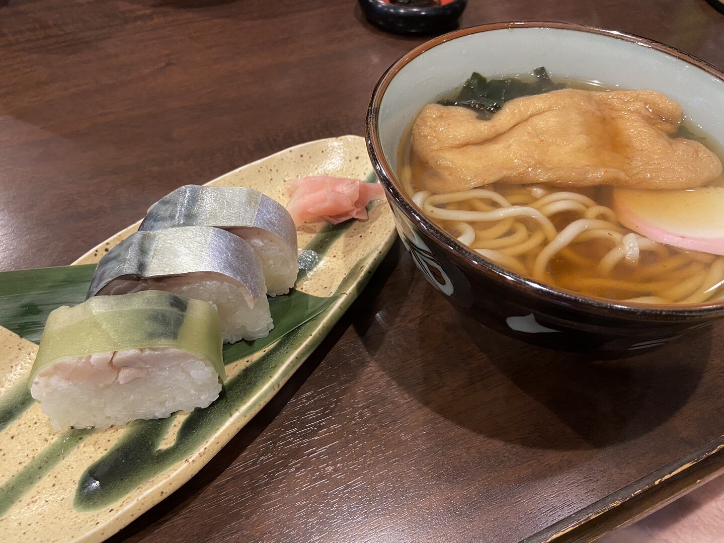下山後のランチ！私はきつねうどんと、鯖寿... / しおちゃんさんのモーメント | YAMAP / ヤマップ