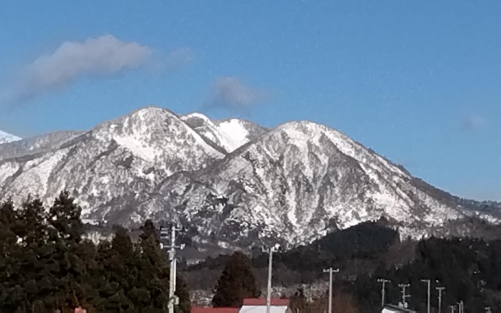 超～～天気いい🤩 荷鞍山がウツクシイ ... / 林のｸﾏkinさんのモーメント | YAMAP / ヤマップ