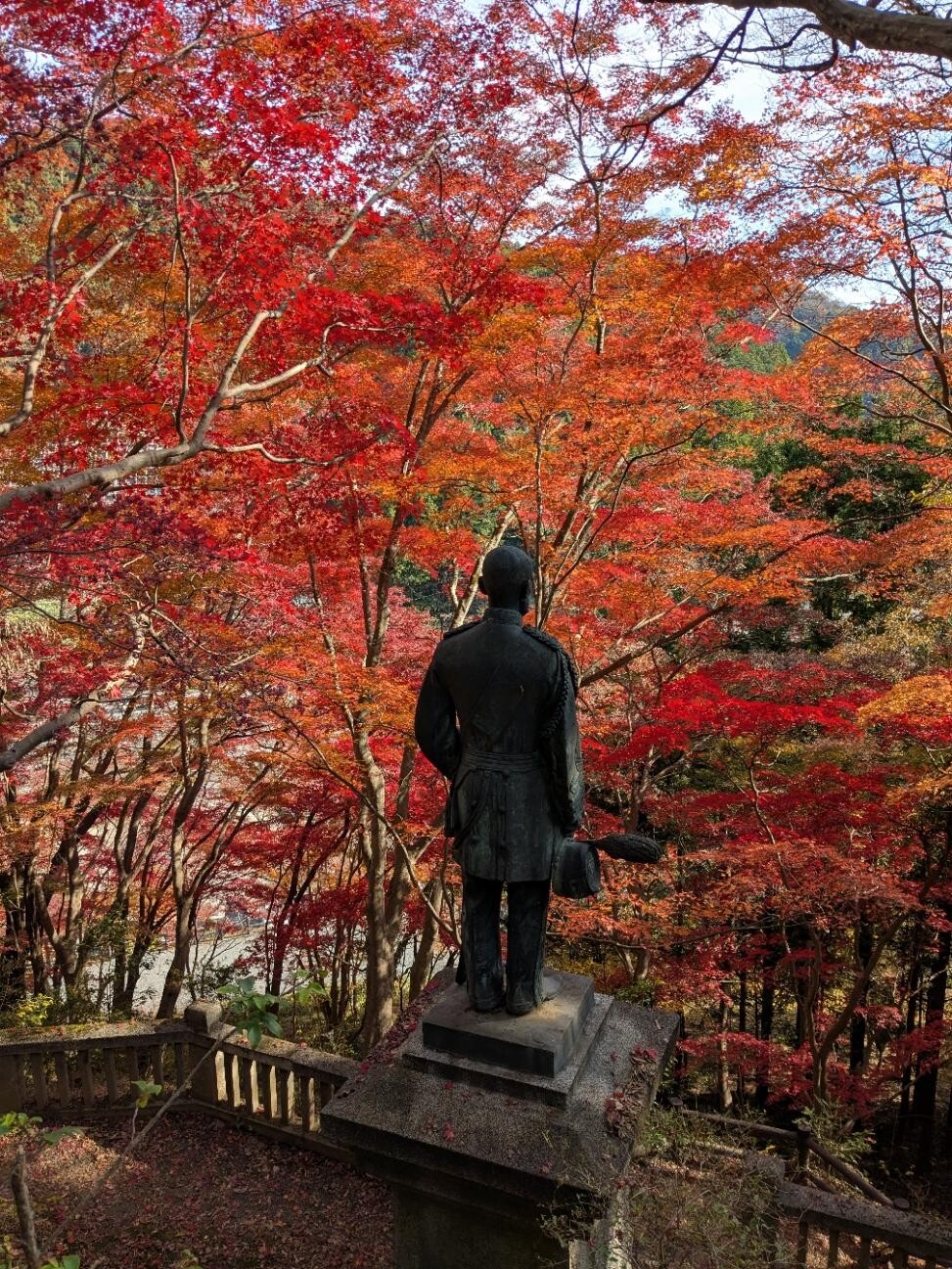 国道299号沿の東郷公園御嶽神社の紅葉と... / 希望の帆さんのモーメント | YAMAP / ヤマップ