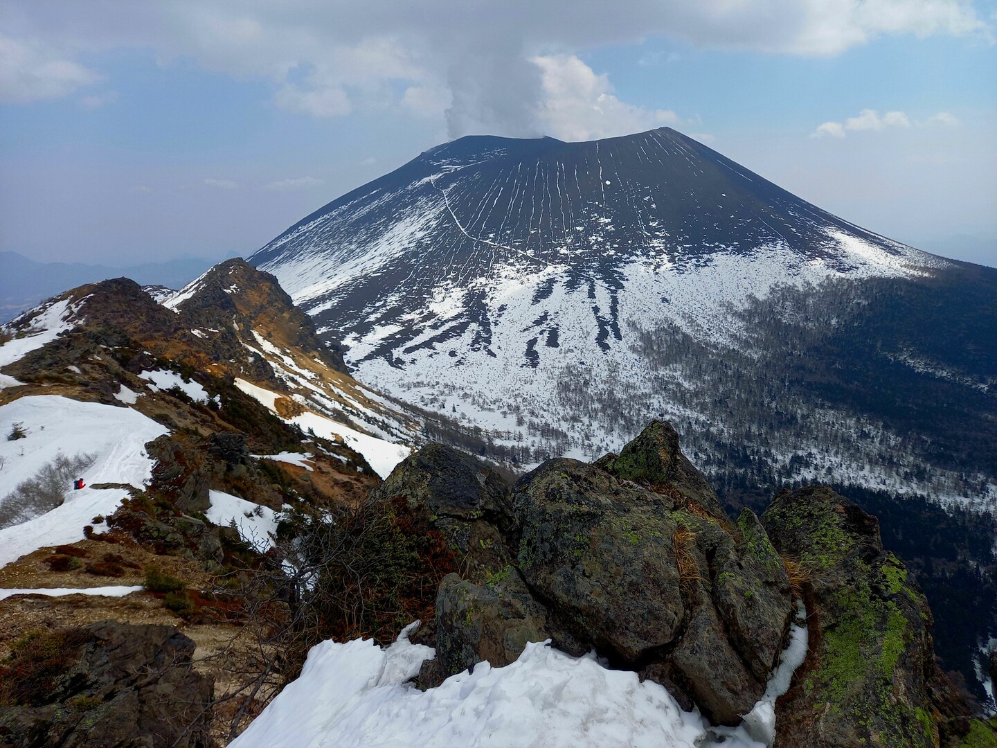 浅間は殊に活火山、残雪のガトーショコラを求めて！ / UDさんの浅間山・黒斑山・篭ノ登山の活動データ | YAMAP / ヤマップ