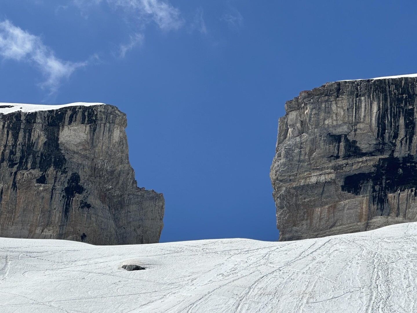 Bonjour🇫🇷ピレネートレイルを行く ③ブレッシュ・ド・ロラン＆タイロン峰 / kyo chanさんのガヴァルニー大圏谷の活動データ | YAMAP / ヤマップ