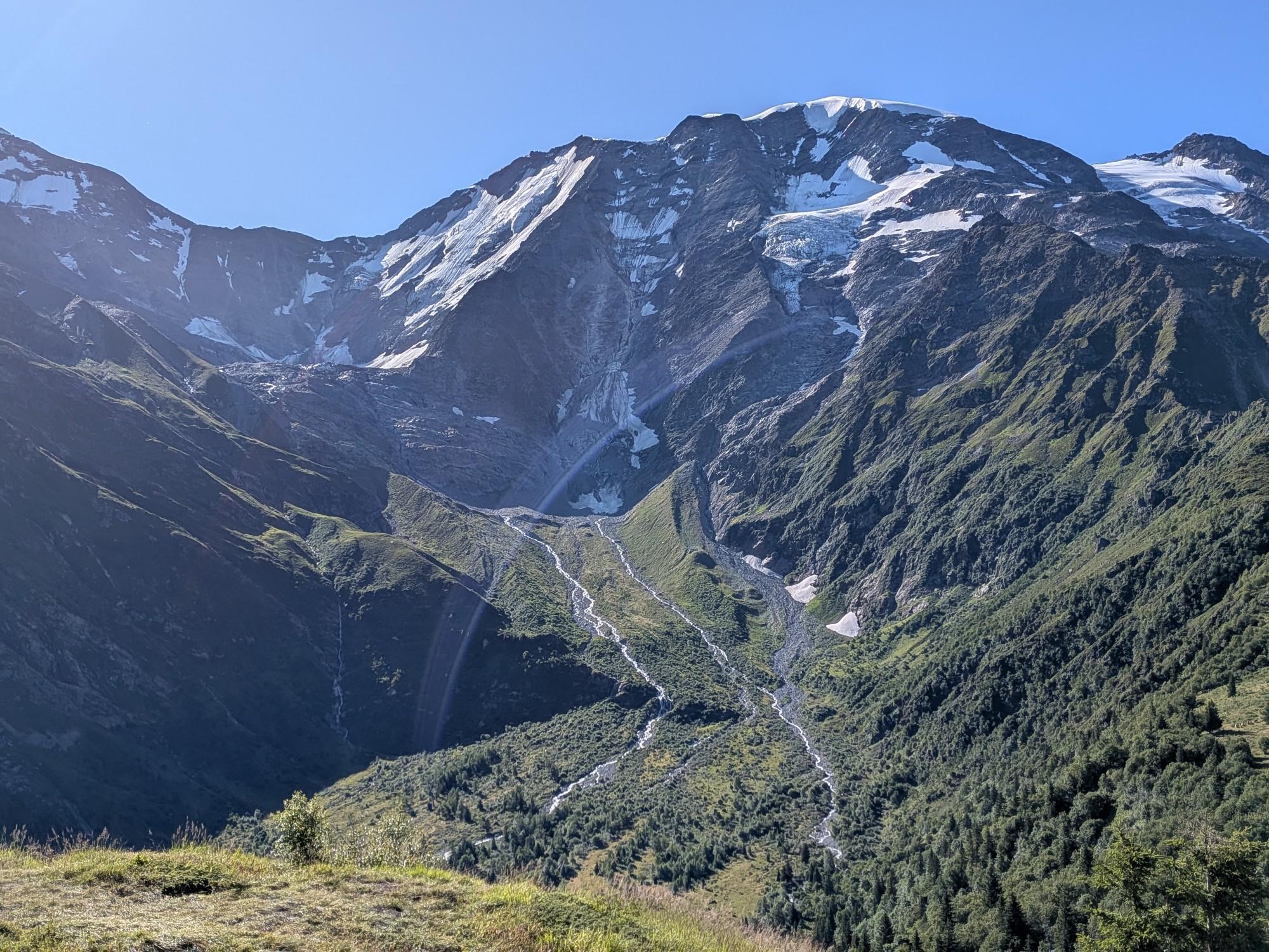 ツール・ド・モンブラン_Tour du Mont Blanc（TMB）2日目-2025-07-18 / チャーリーさんのツール・ド・モンブラン_Tour du Mont Blanc（TMB）の ...