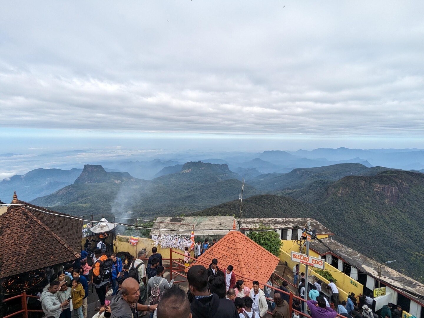 Adam's Peak (Sri Pada) 🇱🇰 / tkhsさんのアダムスピークの活動データ | YAMAP / ヤマップ