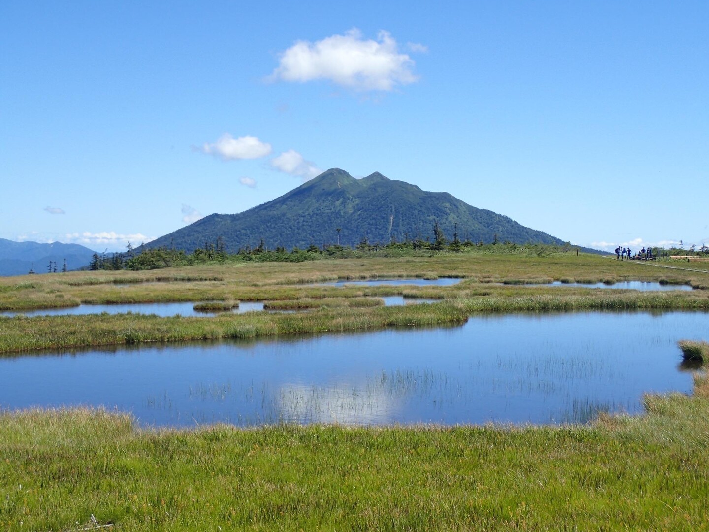 夏の尾瀬の至仏山から燧ヶ岳はとても暑かった 中央分水嶺を歩く（その10） / S.Kitaさんの尾瀬・至仏山・悪沢岳・笠ヶ岳の活動データ | YAMAP / ヤマップ