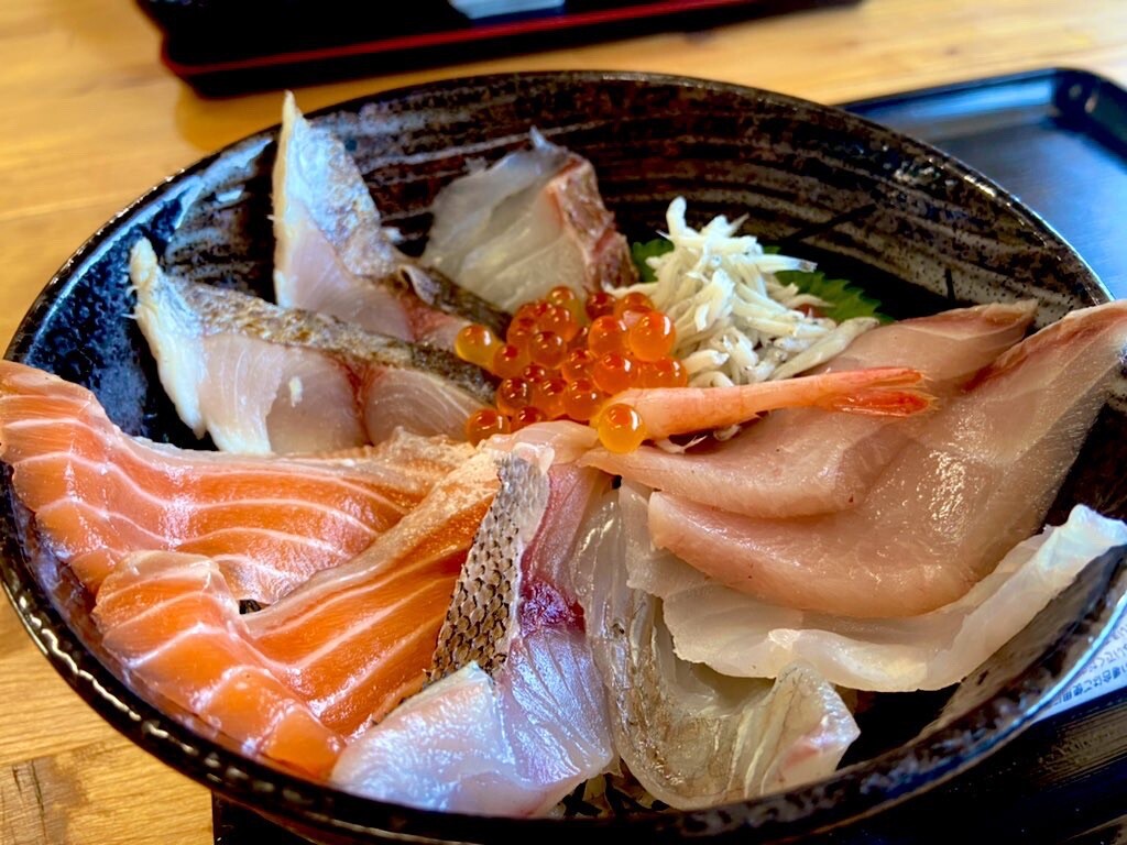 帰りにJF大海直売店で海鮮丼食べて帰った... / おぉさんのモーメント | YAMAP / ヤマップ