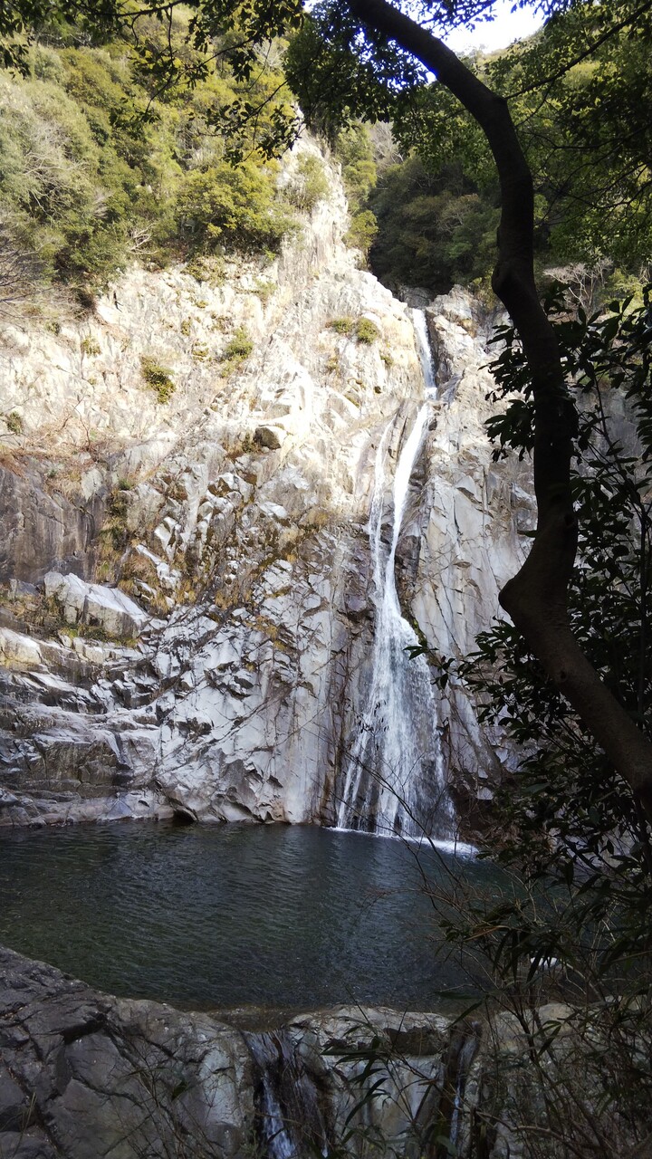 新神戸駅 滝山城跡登山口 城山 再度山 再度越 周回コースの地図・登山ルート・登山口情報 Yamap ヤマップ