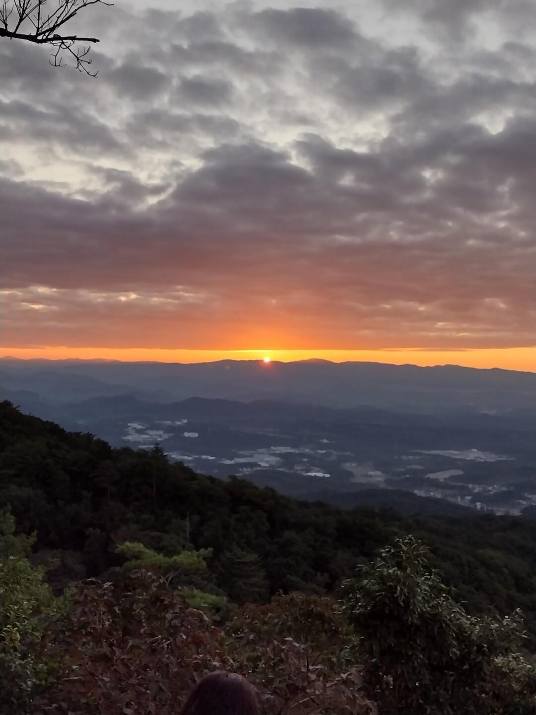 猿投山からの🌄 めちゃくちゃ綺麗 😭... / sin-yaさんのモーメント | YAMAP / ヤマップ