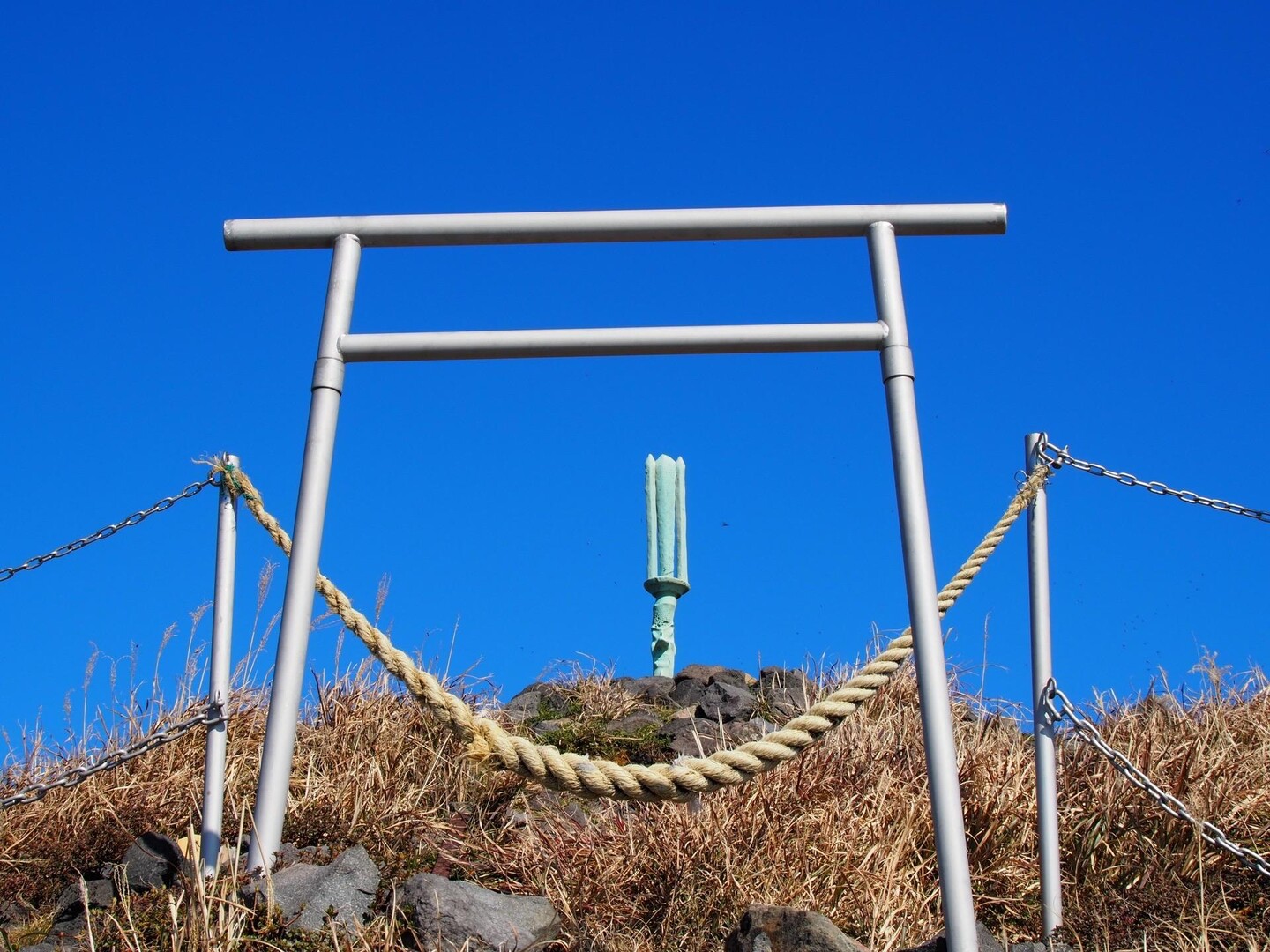 念願の高千穂ブルー😆 @高千穂峰（霧島山） / saccoさんの霧島山・韓国岳・高千穂峰・夷守岳・烏帽子岳の活動データ | YAMAP / ヤマップ