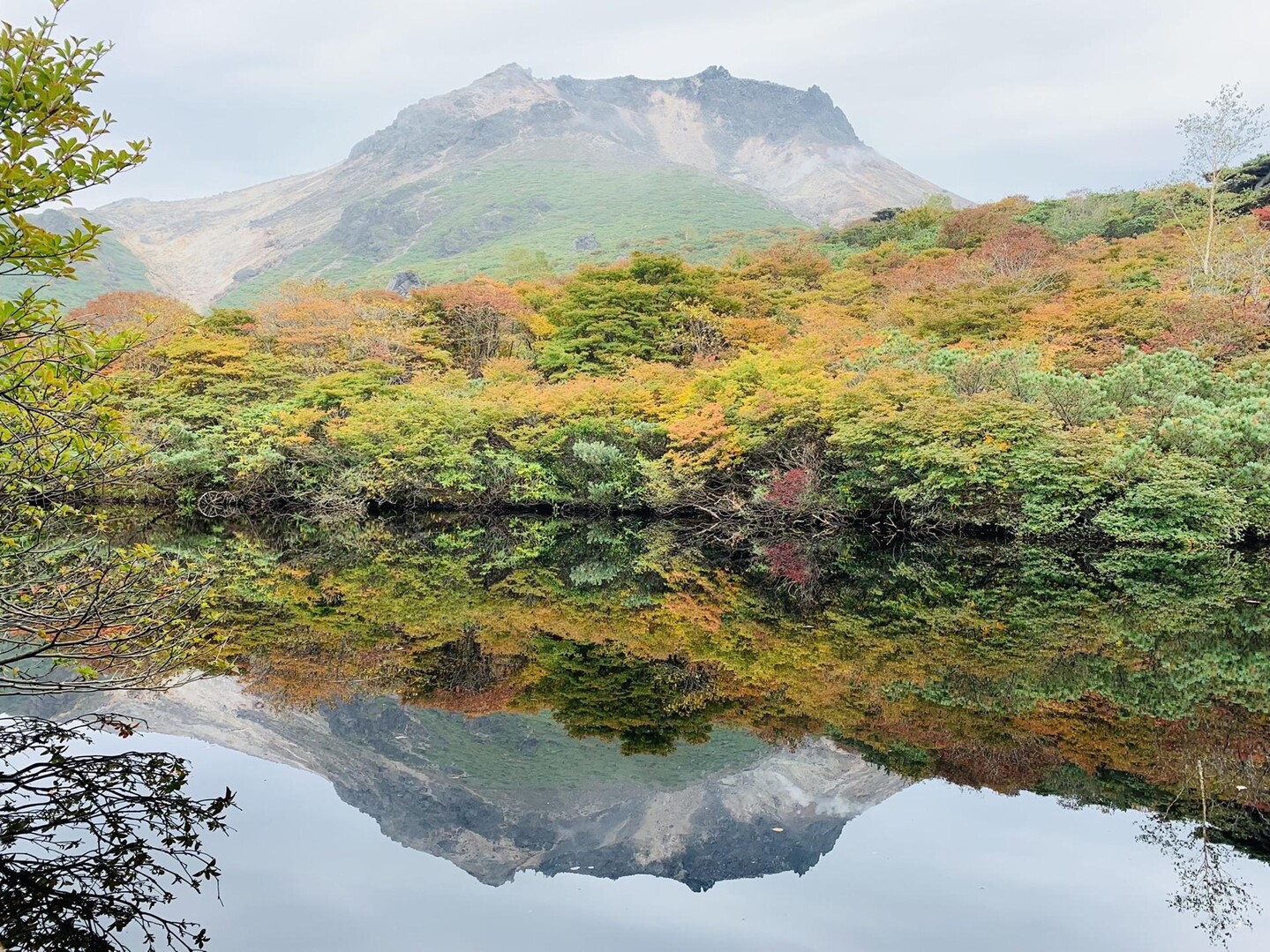 茶臼岳(那須岳) 紅葉が最高 ️ / DNAさんの茶臼岳（那須岳）・三本槍岳・赤面山の活動データ | YAMAP / ヤマップ