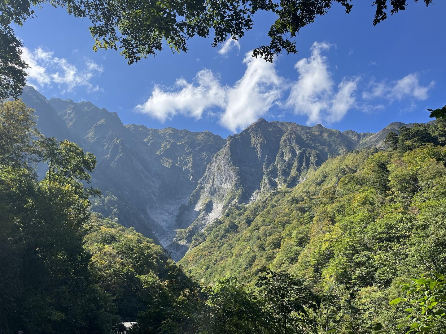 10月14日 谷川岳一ノ倉沢までお散歩 ... / tenpiさんのモーメント | YAMAP / ヤマップ