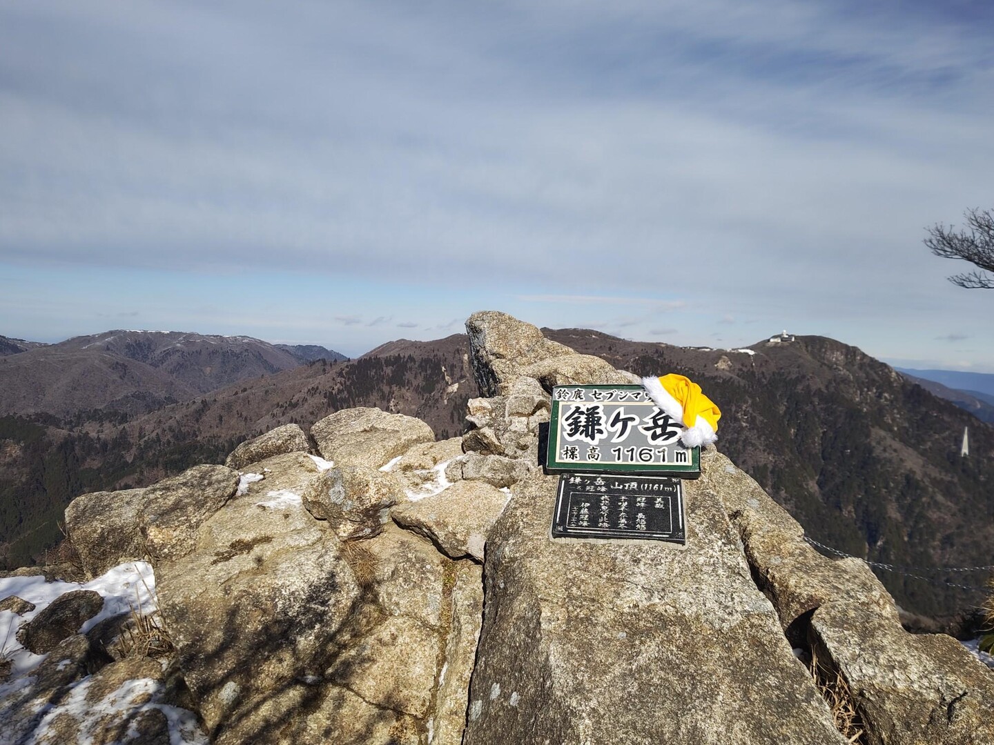 登り納めの軌跡繋ぎ@雲母峰Ⅱ峰・雲母峰・雲母西峰・P791・鎌ヶ岳 / ジャンボさんの入道ヶ岳・鎌ヶ岳・仙ヶ岳の活動データ | YAMAP / ヤマップ