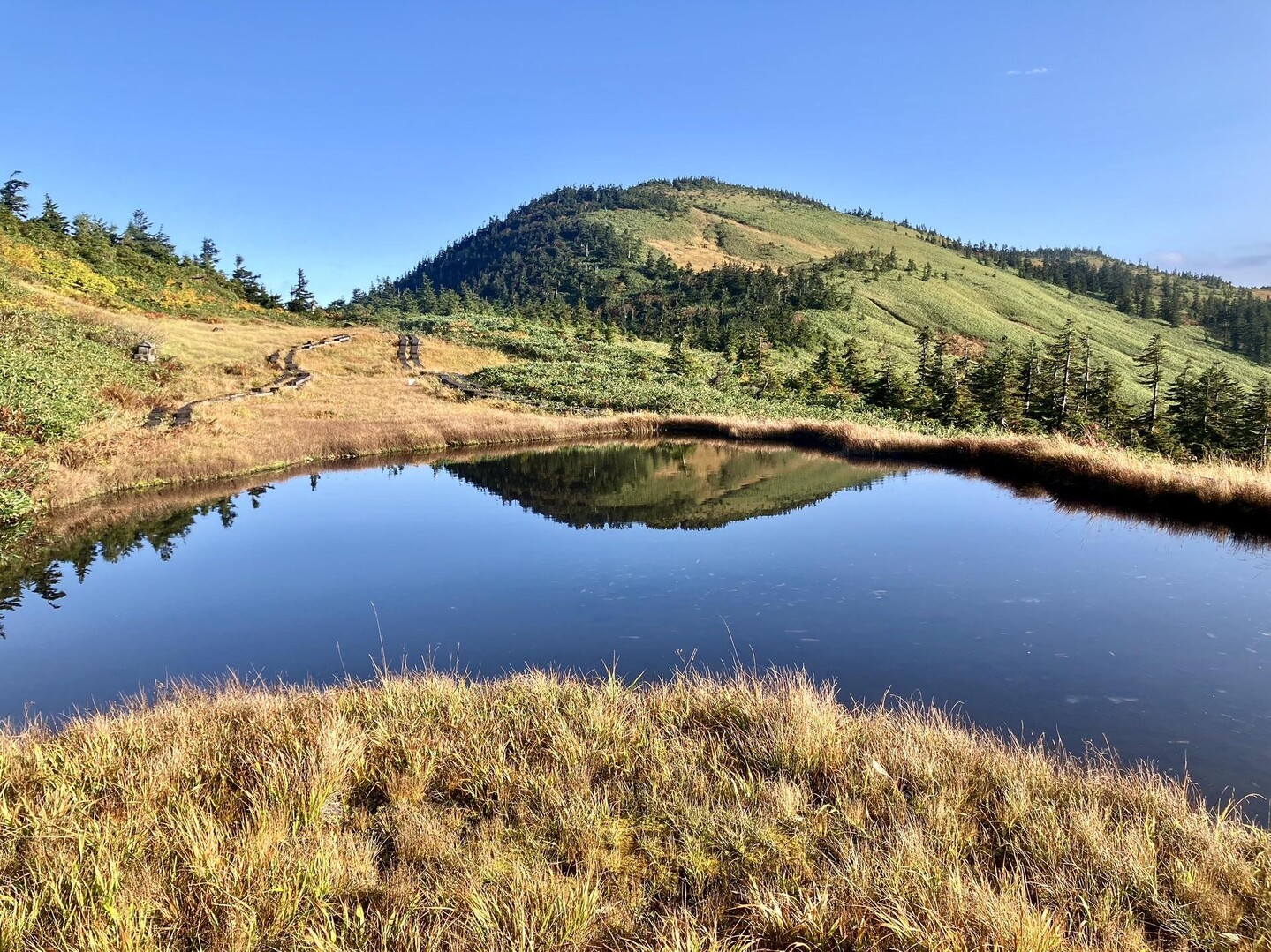 逆さ会駒が見事、紅葉の会津駒ヶ岳・中門岳 / Tetsuyaさんの会津駒ヶ岳の活動データ | YAMAP / ヤマップ