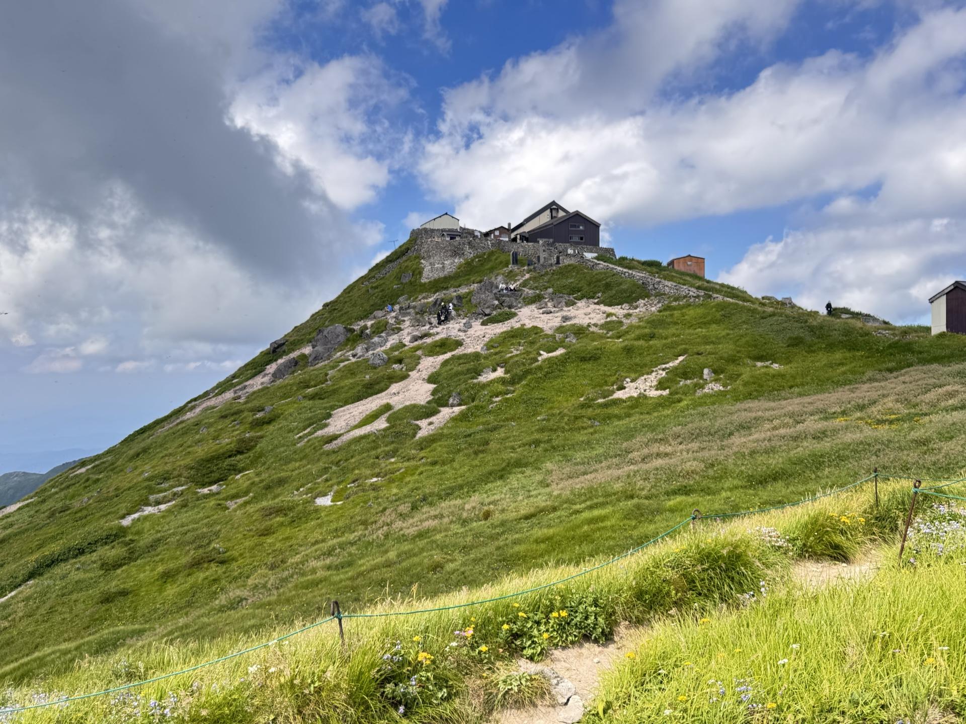 出羽信仰の頂 月山へ / Toshiiさんの月山の活動データ | YAMAP / ヤマップ
