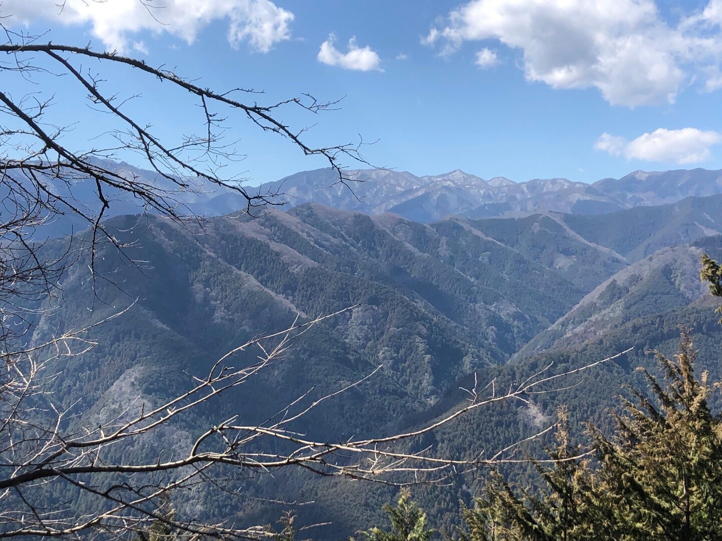 啓蟄の伊豆ヶ岳 / yhmgcさんの武甲山・伊豆ヶ岳・小持山の活動日記 | YAMAP / ヤマップ