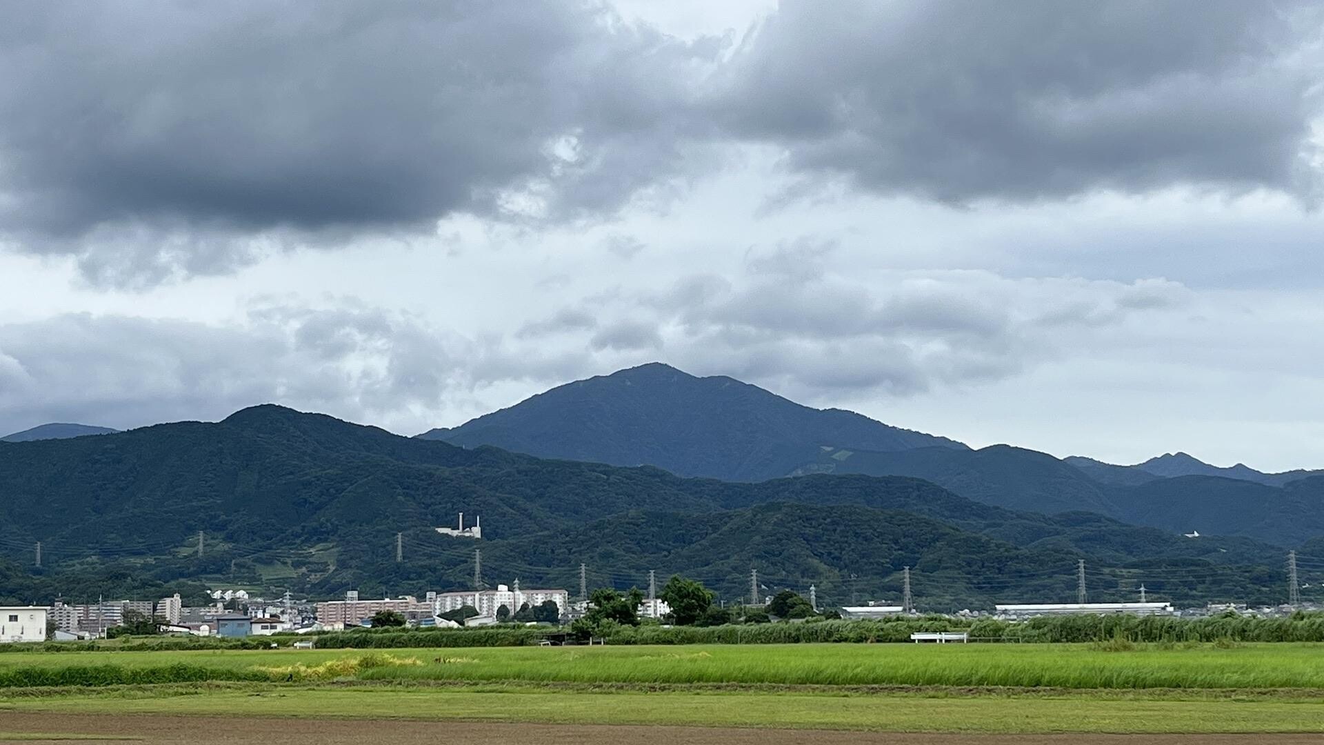 今朝の丹沢大山と富士山です ️ ③先日... / harryさんのモーメント | YAMAP / ヤマップ