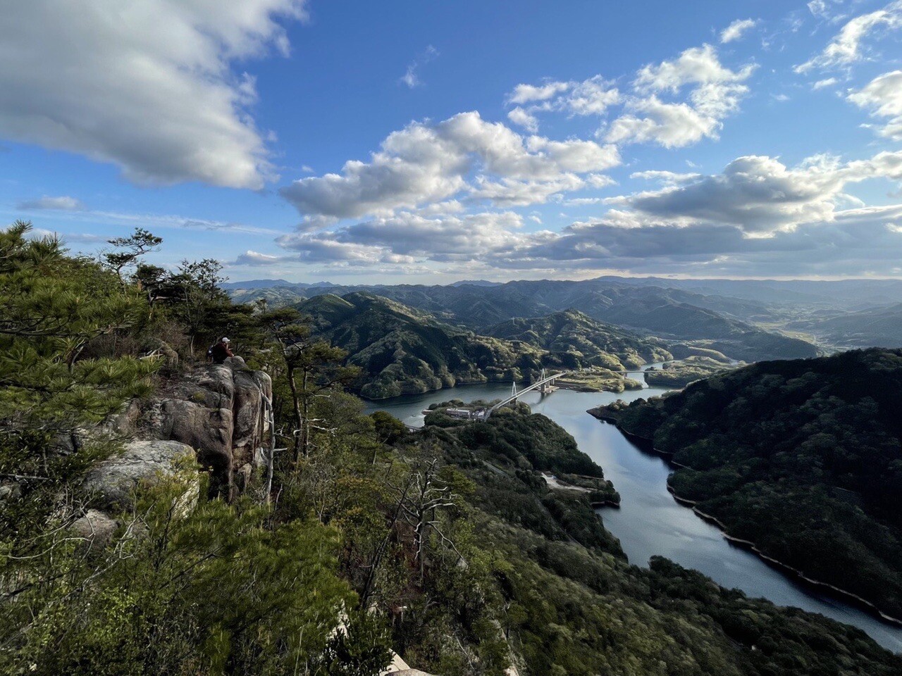 光と影、絵画みたい黒滝山（広島県大竹市）... / GONKEさんのモーメント | YAMAP / ヤマップ