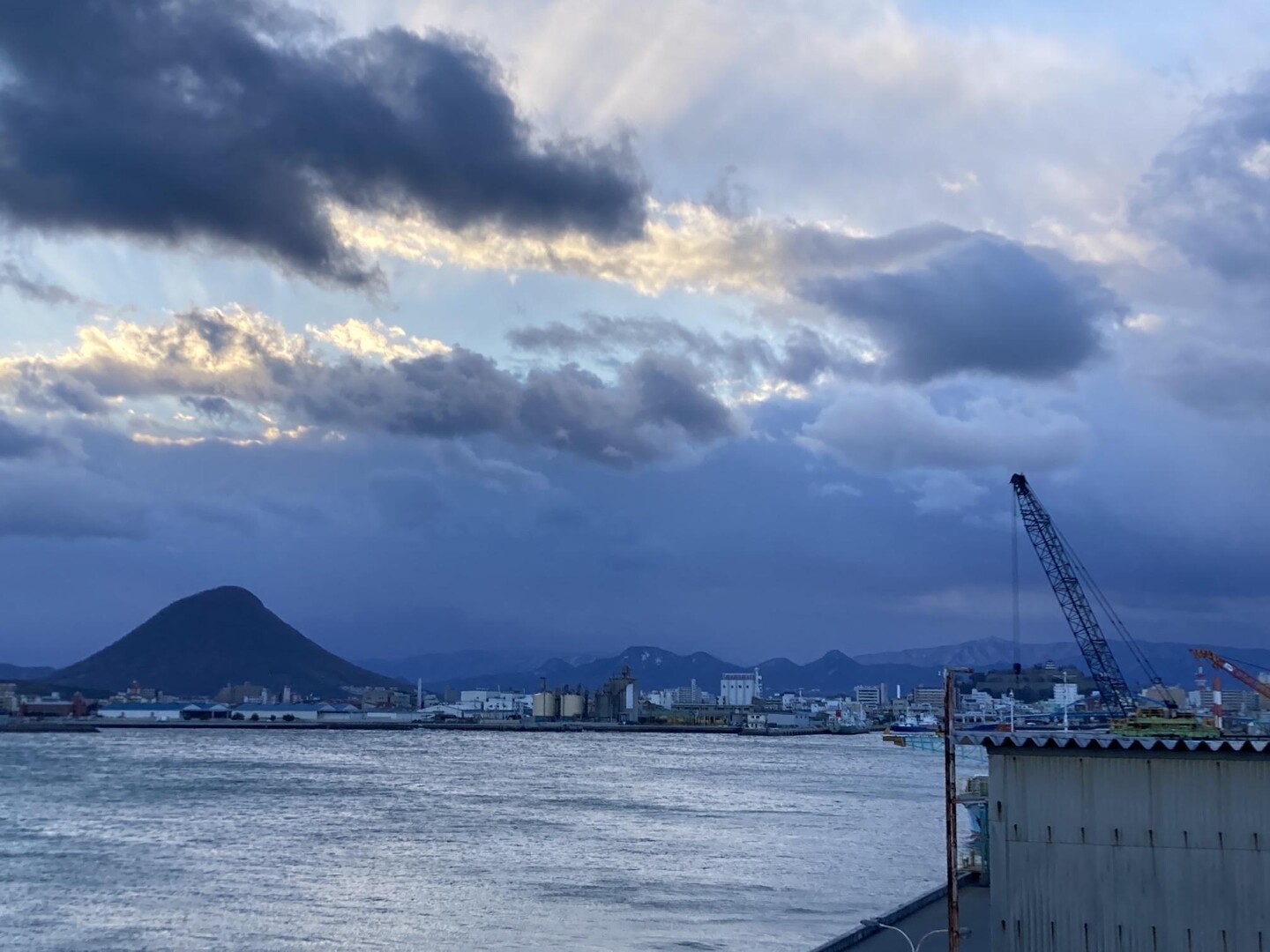 綾歌三山も白くなってる😱 / にわっち^ↀᴥↀ^さんのモーメント | YAMAP / ヤマップ