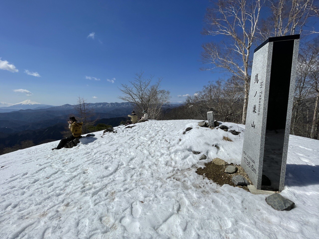 雪と富士！鷹ノ巣山の展望よ！奥多摩湖BS〜水根沢林道〜樫ノ木尾根〜石尾根〜鷹ノ巣山〜浅間尾根〜峰谷〜峰谷橋BS / otouさんの雲取山・鷹ノ巣山・七ツ石山の活動データ | YAMAP / ヤマップ