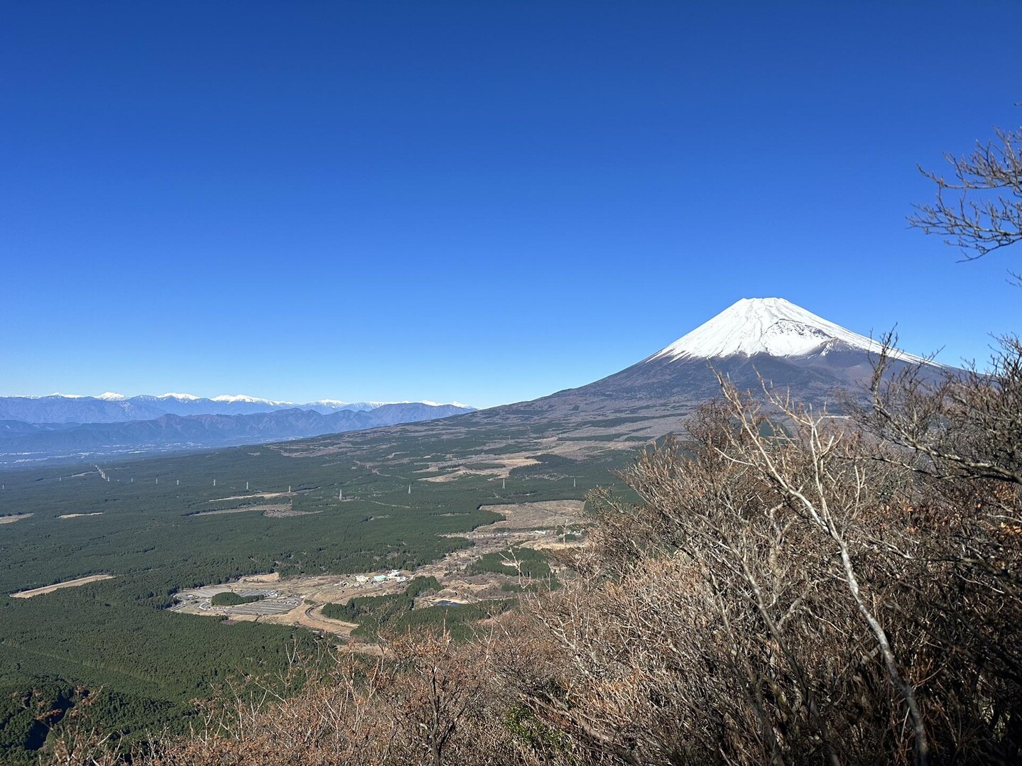 富士山を眺めながら越前岳ハイキング / yoshisukeさんのFUJISAN LONG TRAIL（愛鷹・富士南麓エリア SOUTH）の活動データ | YAMAP / ヤマップ