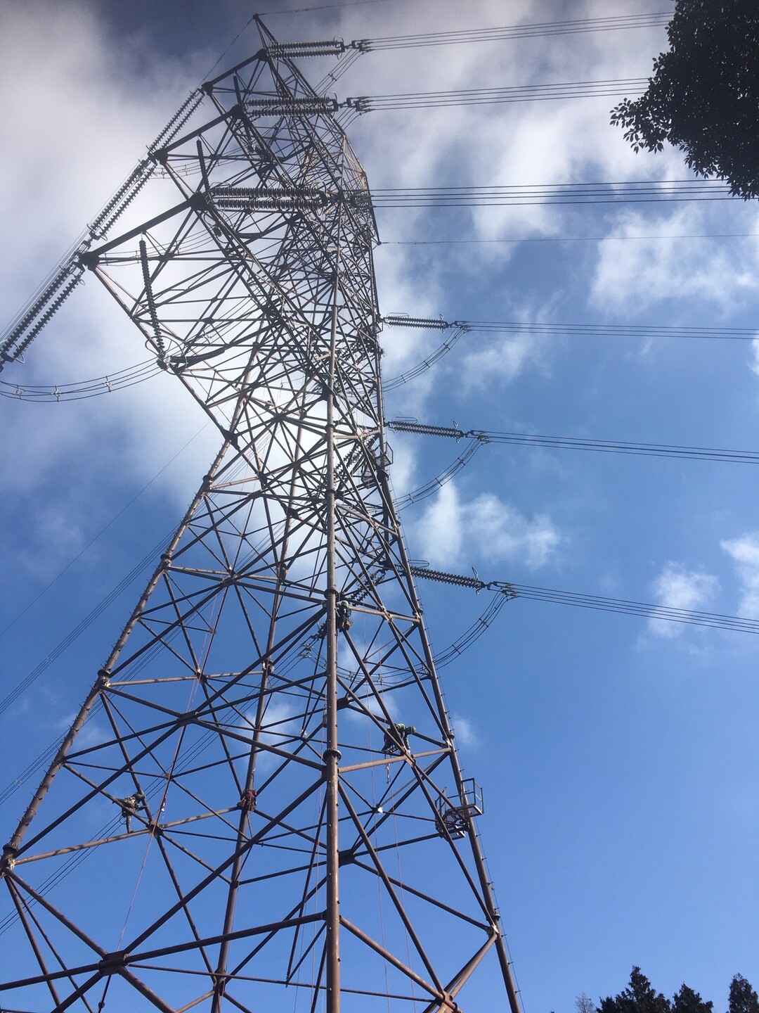 鉄塔の上から声が聞こえてくる‼️ 鉄塔で... / tomoさんのモーメント | YAMAP / ヤマップ