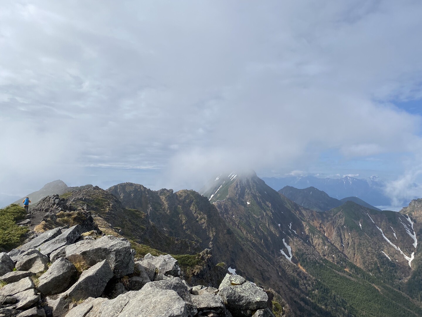 赤岩ノ頭・硫黄岳・台座ノ頭・横岳（奥ノ院）・横岳（無名峰）・横岳（三叉峰）・石尊峰・地蔵ノ頭・... / saoさんの八ヶ岳（赤岳・硫黄岳・天狗岳）の活動日記 | YAMAP / ヤマップ