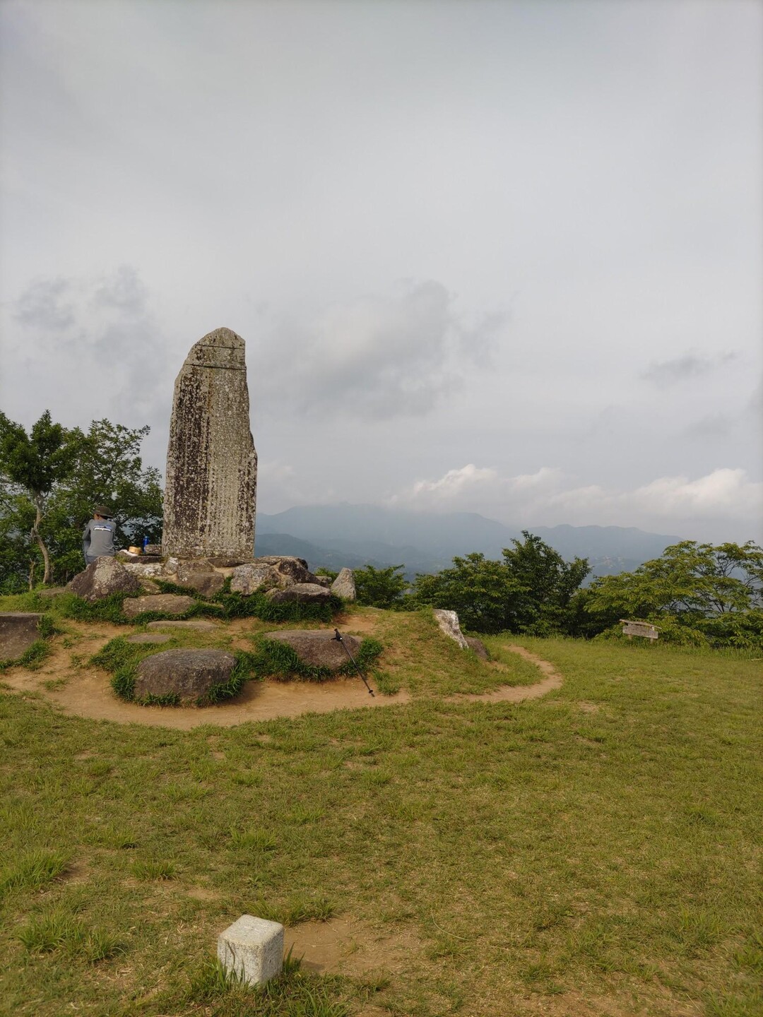 桝形山【312.3m】雨が降る前に、浄眼寺・枳城跡周回ｺｰｽを歩きましたよ\(^o^)／ / さとちゃんさんの堀坂山・観音岳・桝形山（白米城）の活動データ | YAMAP / ヤマップ