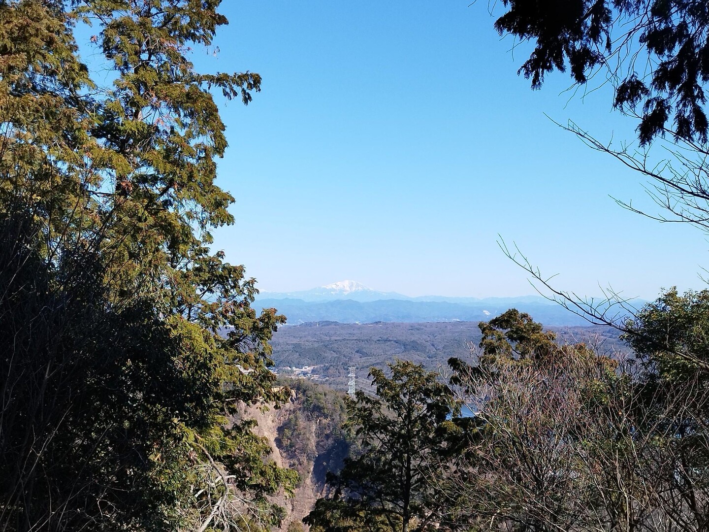 R7.1 隣のライバル、尾張本宮山 / yukisukeponさんの尾張富士・尾張本宮山・尾張白山の活動データ | YAMAP / ヤマップ