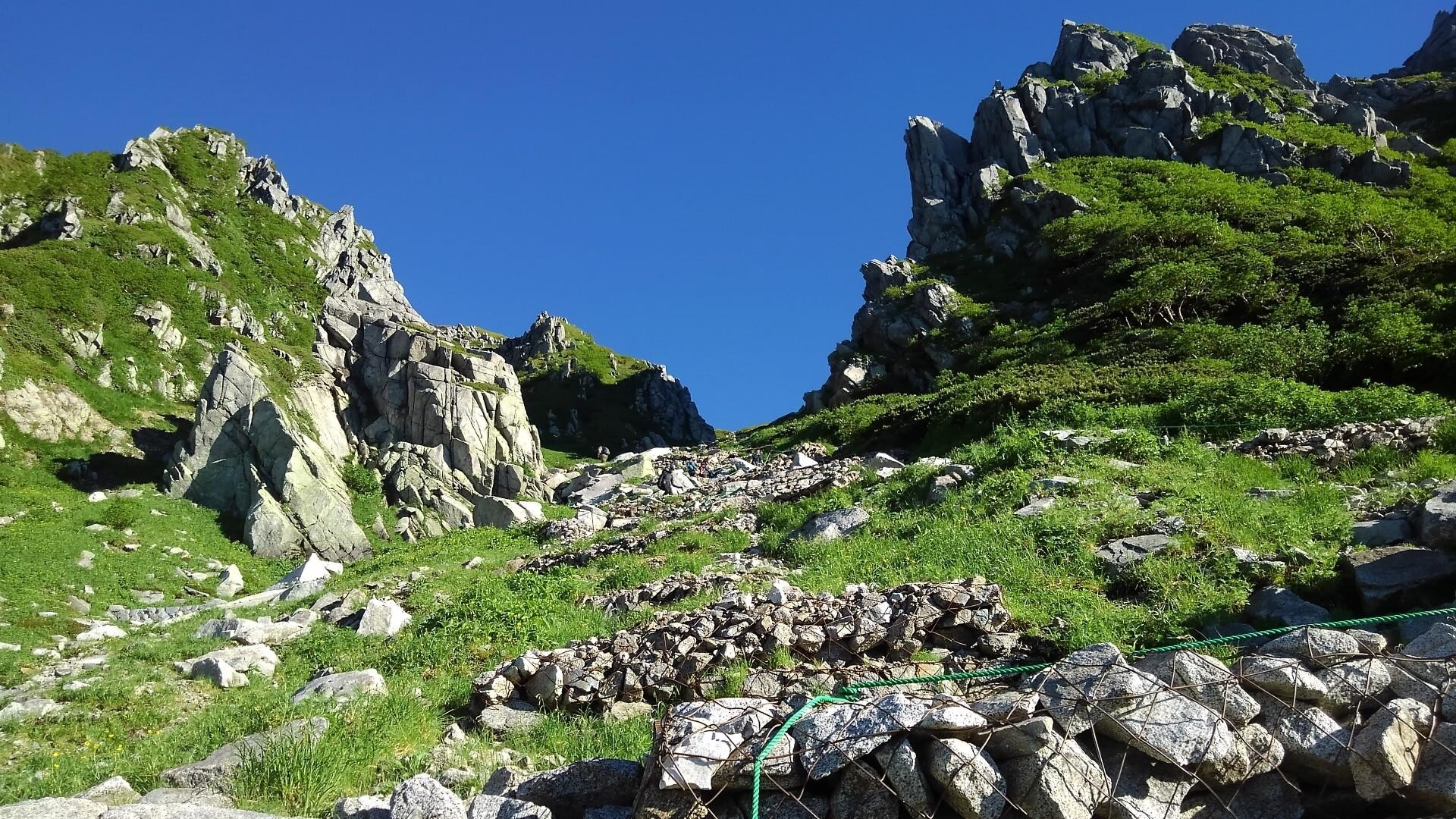 R5の十九 快晴爽快 中岳・木曽駒ヶ岳・宝剣岳 / nob3さんの木曽駒ヶ岳・空木岳・越百山の活動データ | YAMAP / ヤマップ