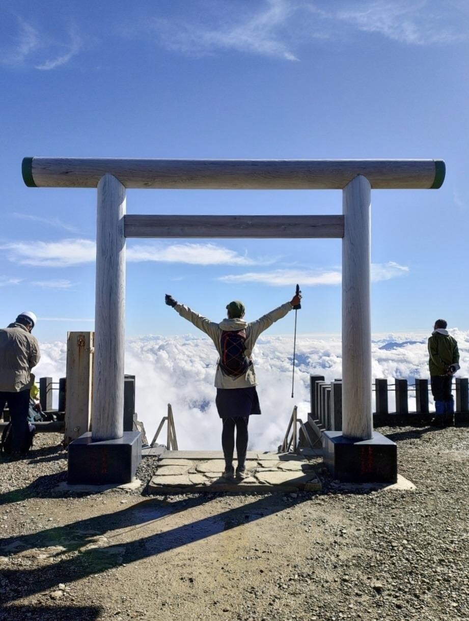 雲の上の御嶽山🌤️ / Sawaさんの御嶽山・継子岳・摩利支天山の活動データ | YAMAP / ヤマップ