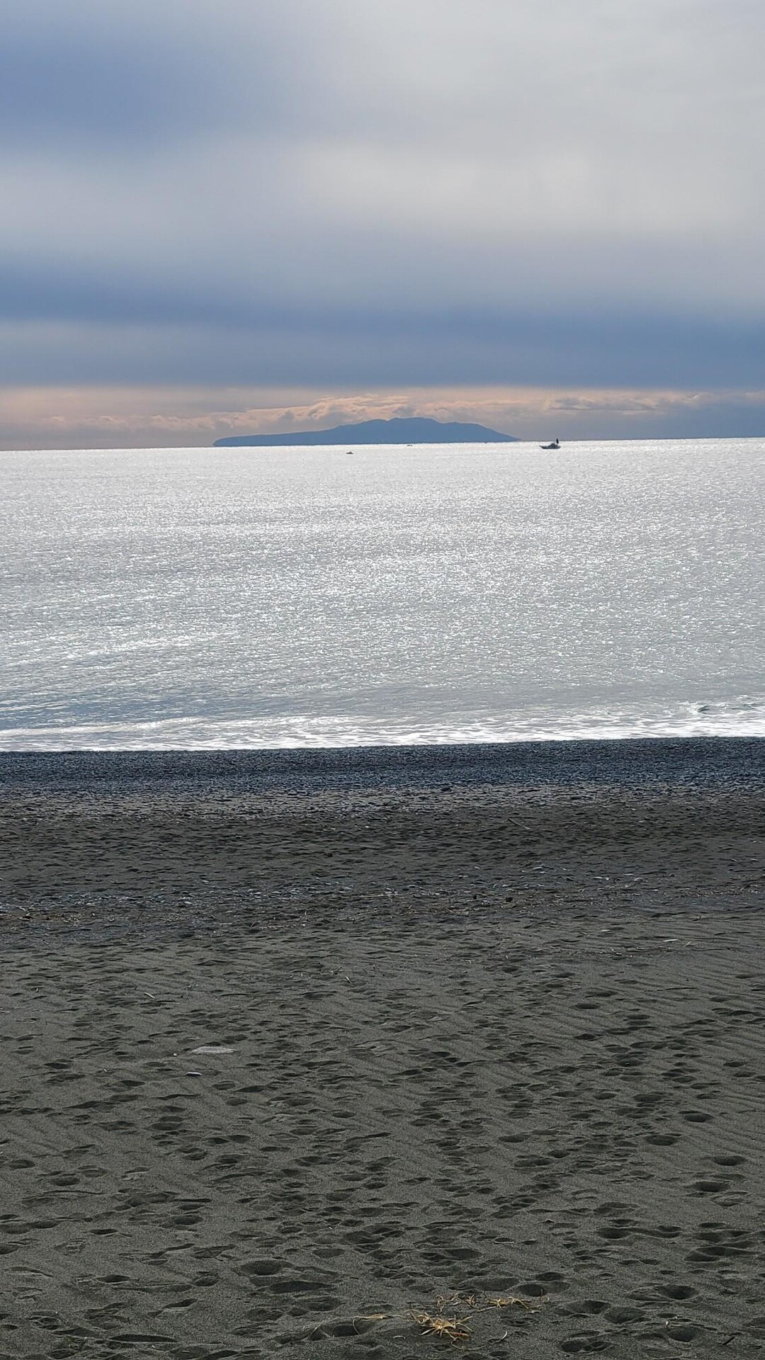 今日はどんど焼きが海岸線で行われます😊... / kazuさんのモーメント | YAMAP / ヤマップ