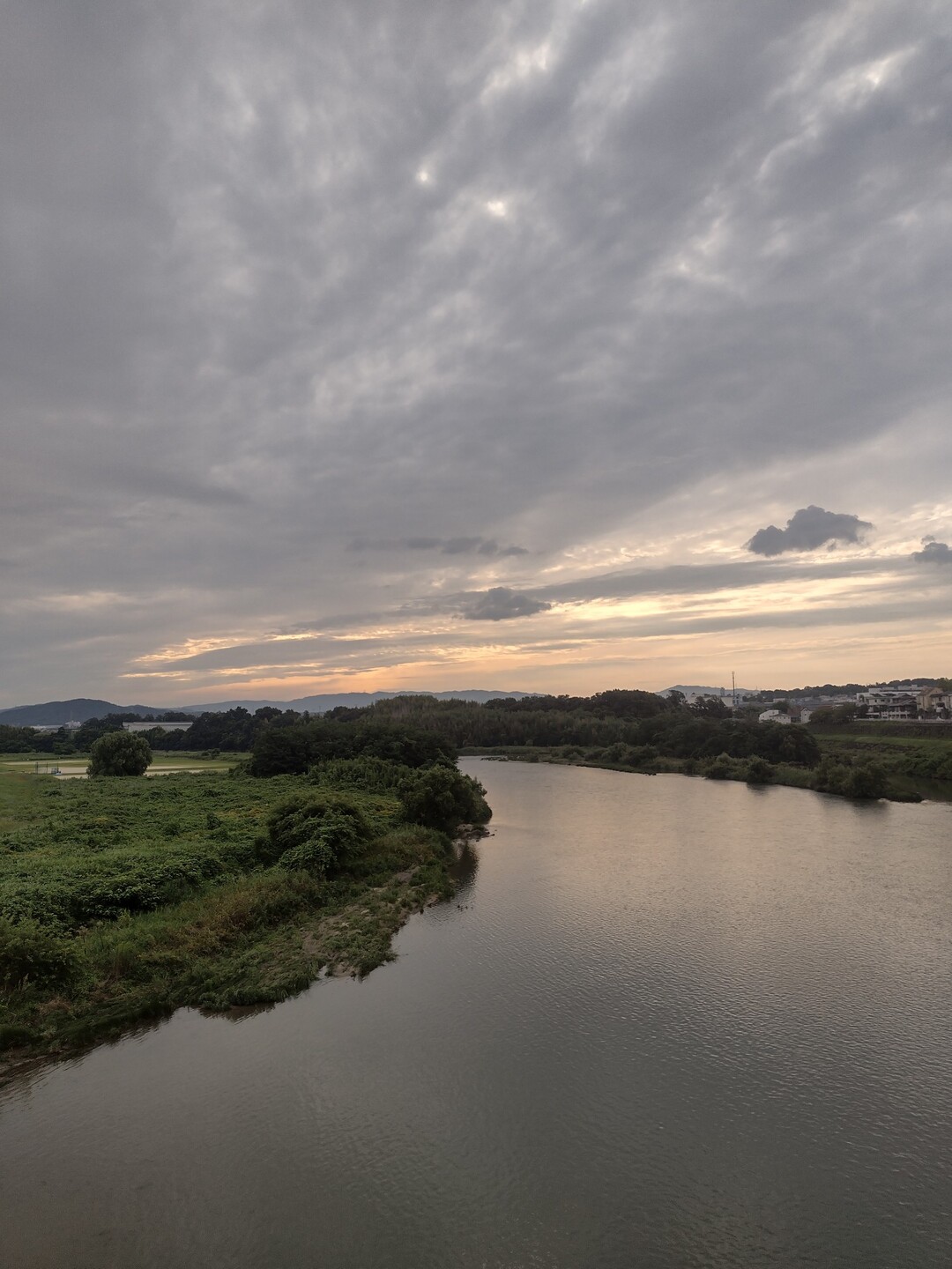 朝ジョグ中🏃 今日は雲の多い天気☁ 瀬... / sin-yaさんのモーメント | YAMAP / ヤマップ