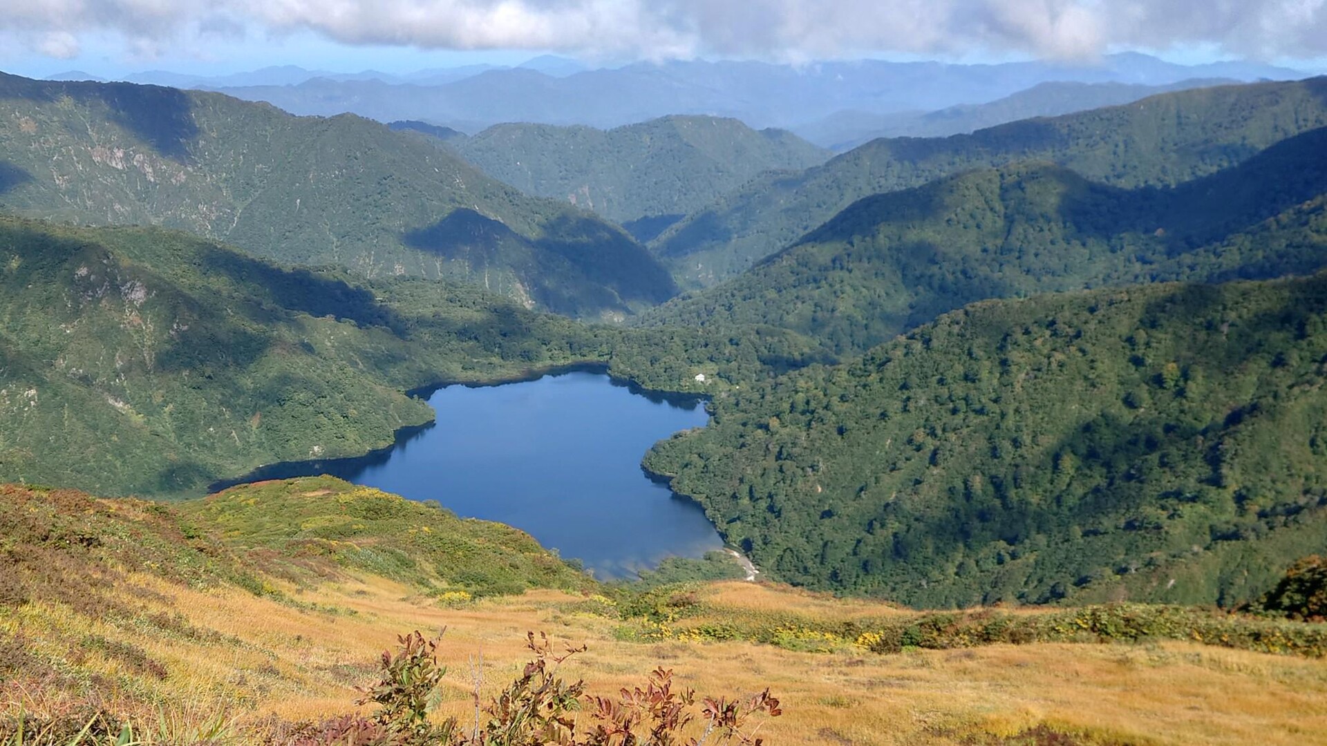アークテリクスの旅〜当選しちゃった以東岳 / KAMAさんの以東岳・寒江山・天狗角力取山の活動データ | YAMAP / ヤマップ
