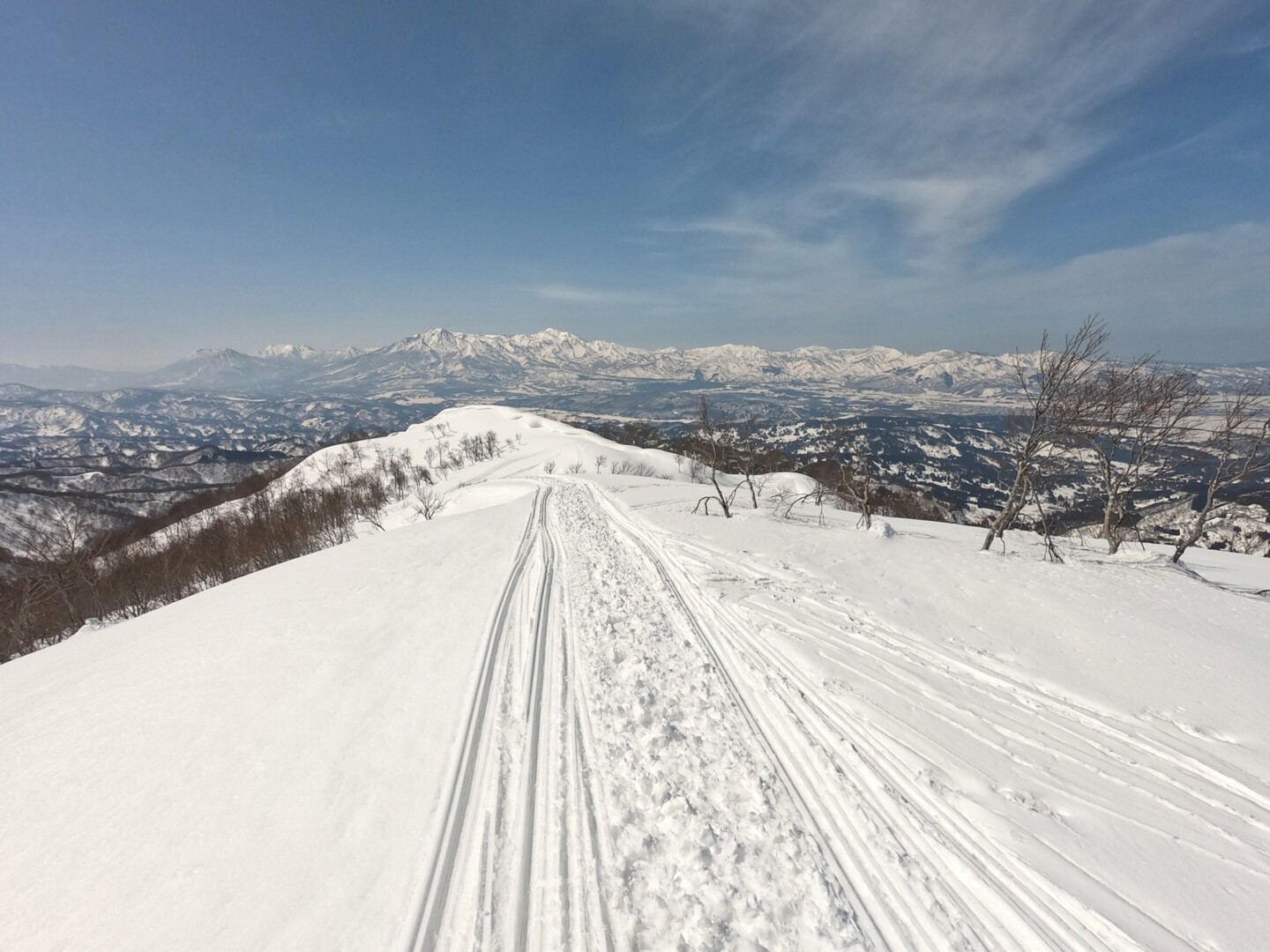 鍋倉山・黒倉山 / 305さんの毛無山・黒岩山・鍋倉山・信越トレイル（赤池・希望湖・桂池・関田峠）の活動データ | YAMAP / ヤマップ