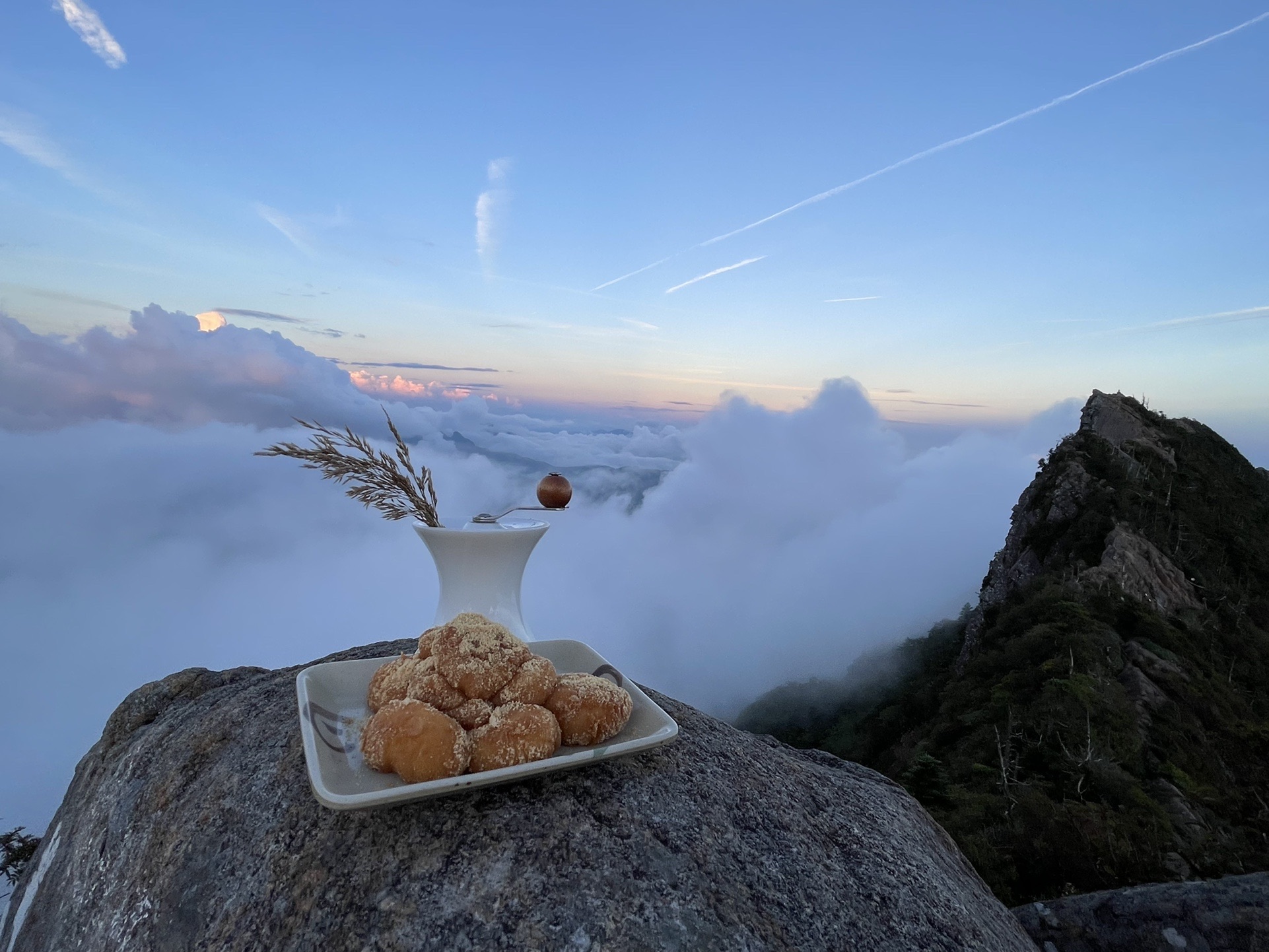 夕暮れ〜 恒例の月遊びまで♪ http... / おひめさんのモーメント | YAMAP / ヤマップ