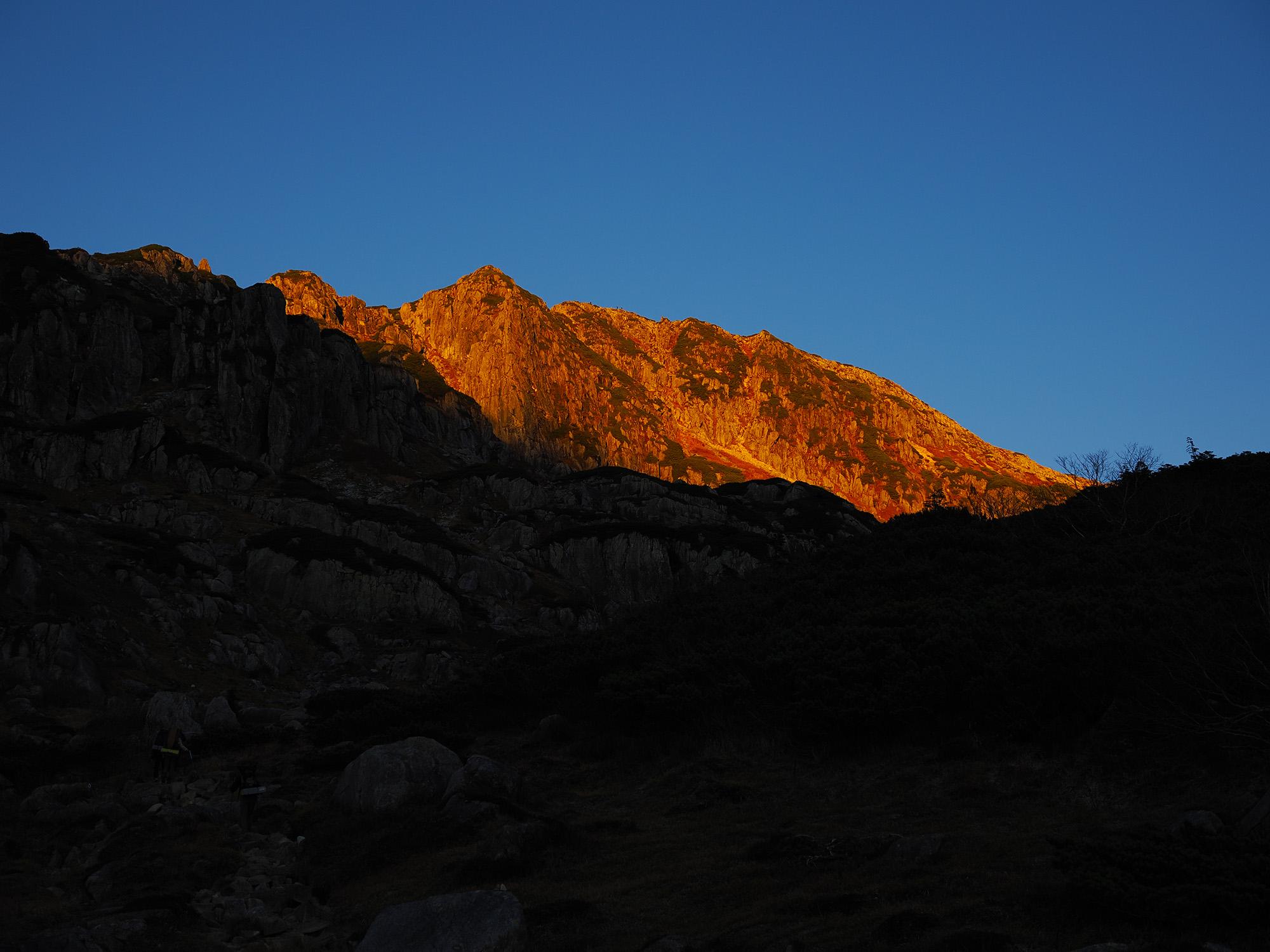雲ノ平〜黒部五郎岳 / JunJunさんの水晶岳・薬師岳・黒部五郎岳・鷲羽岳・三俣蓮華岳・湯俣の活動データ | YAMAP / ヤマップ