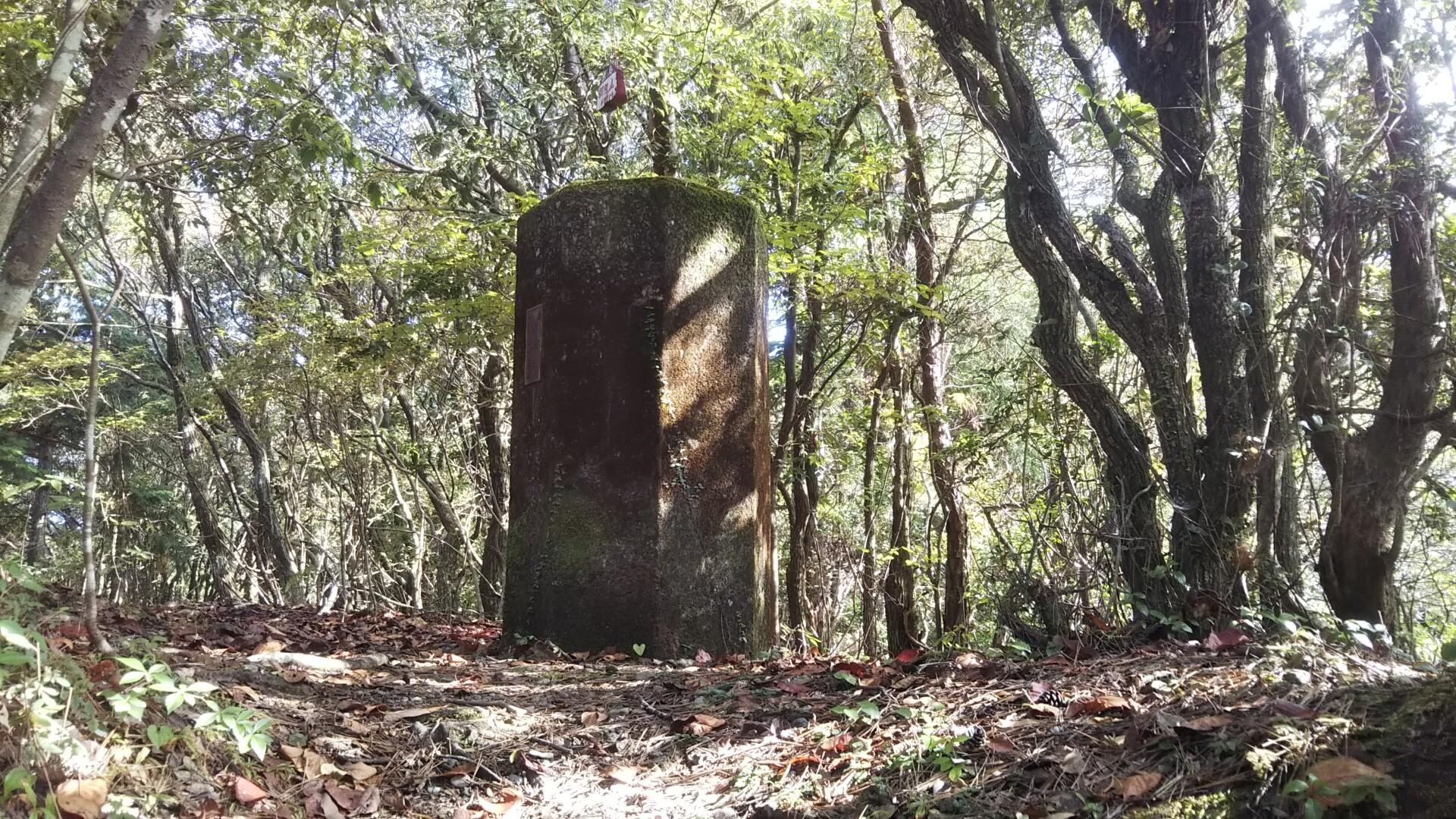 朝熊山（西峰）・朝熊ヶ岳・朝熊ヶ岳（南峰）・朝熊山・山上公苑 / mino&maoさんの朝熊ヶ岳（朝熊山）・鼓ヶ岳・鷲嶺（袴腰山）の活動データ | YAMAP / ヤマップ