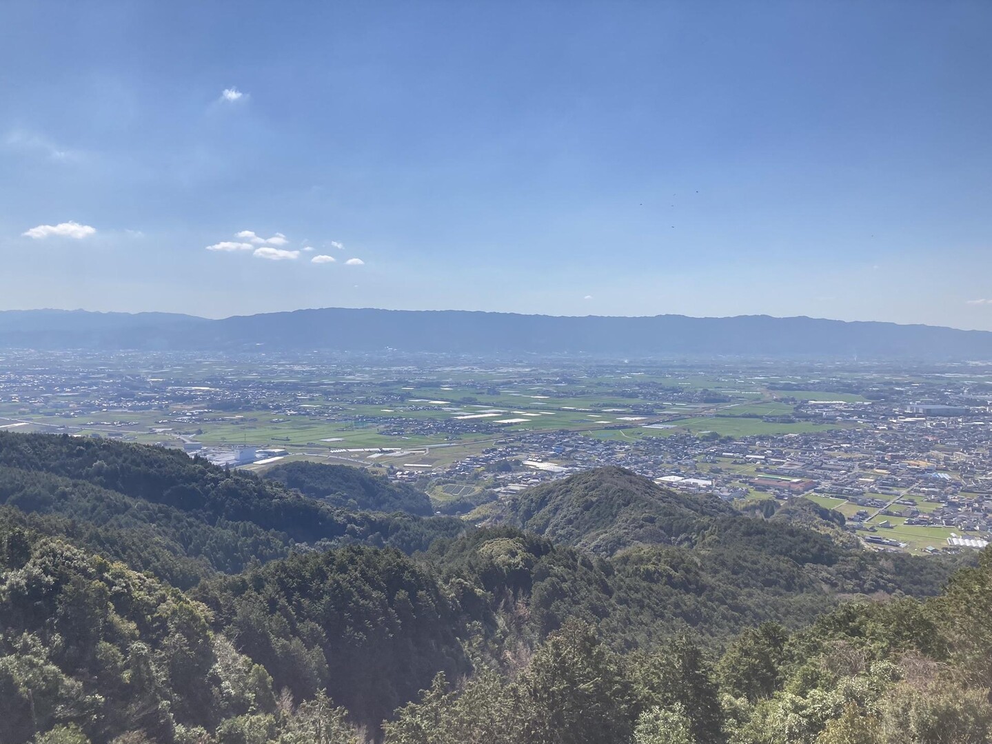 大平山 いい天気でした。しかし、PMとか黄砂で霞んでて残念でした。 / みつさんの目配山の活動データ | YAMAP / ヤマップ