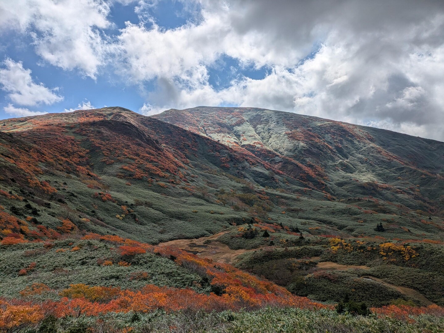 笹森山・湯森山・笊森山・烏帽子岳(乳頭山) / mitsuさんの秋田駒ヶ岳・男女岳・貝吹岳の活動データ | YAMAP / ヤマップ