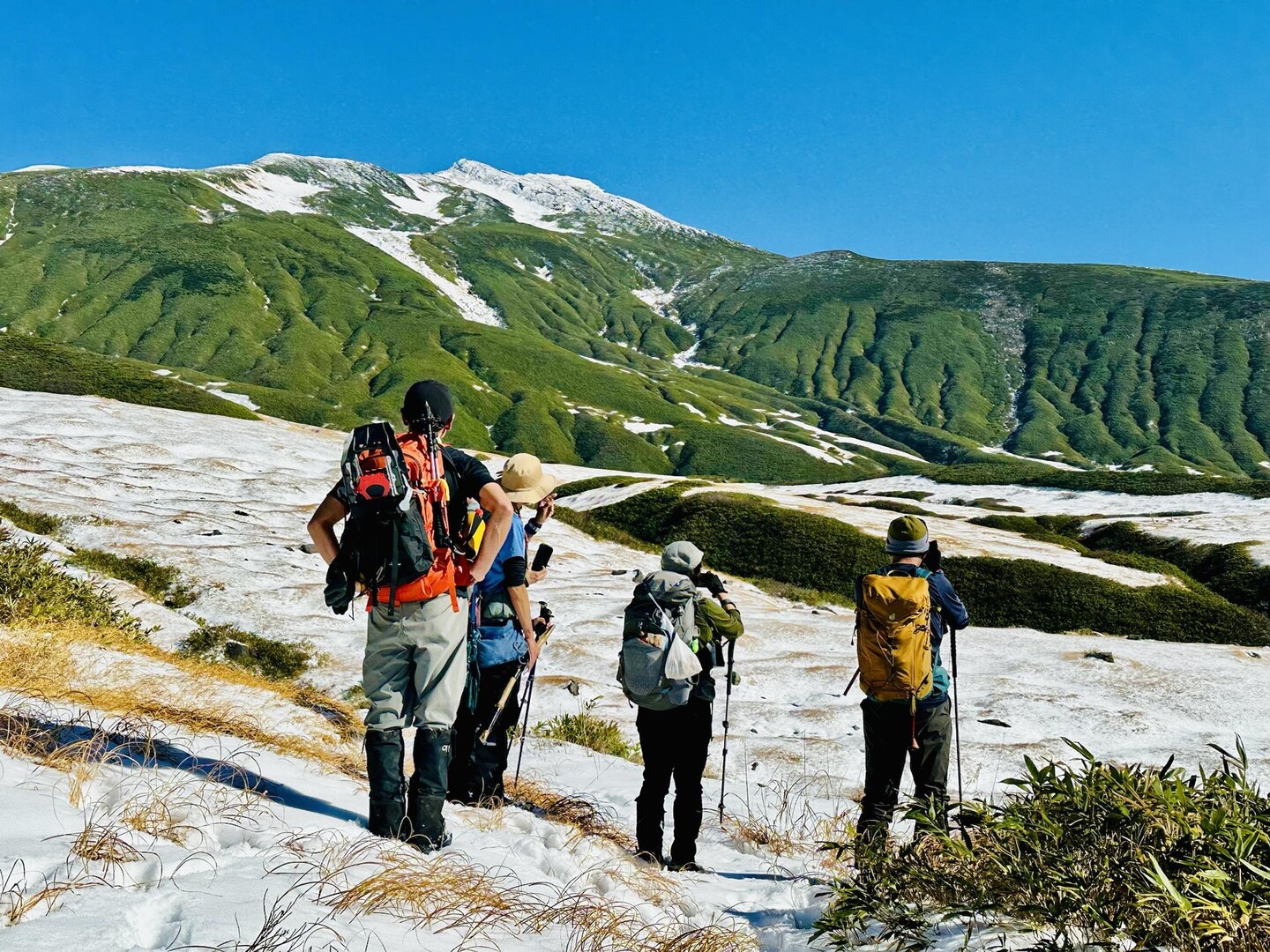 晩秋の万助道〜長坂道周回🍁 ️ 鳥海山ら部 ️のみなさんと / kaeruさんの鳥海山・七高山・笙ヶ岳の活動データ | YAMAP / ヤマップ