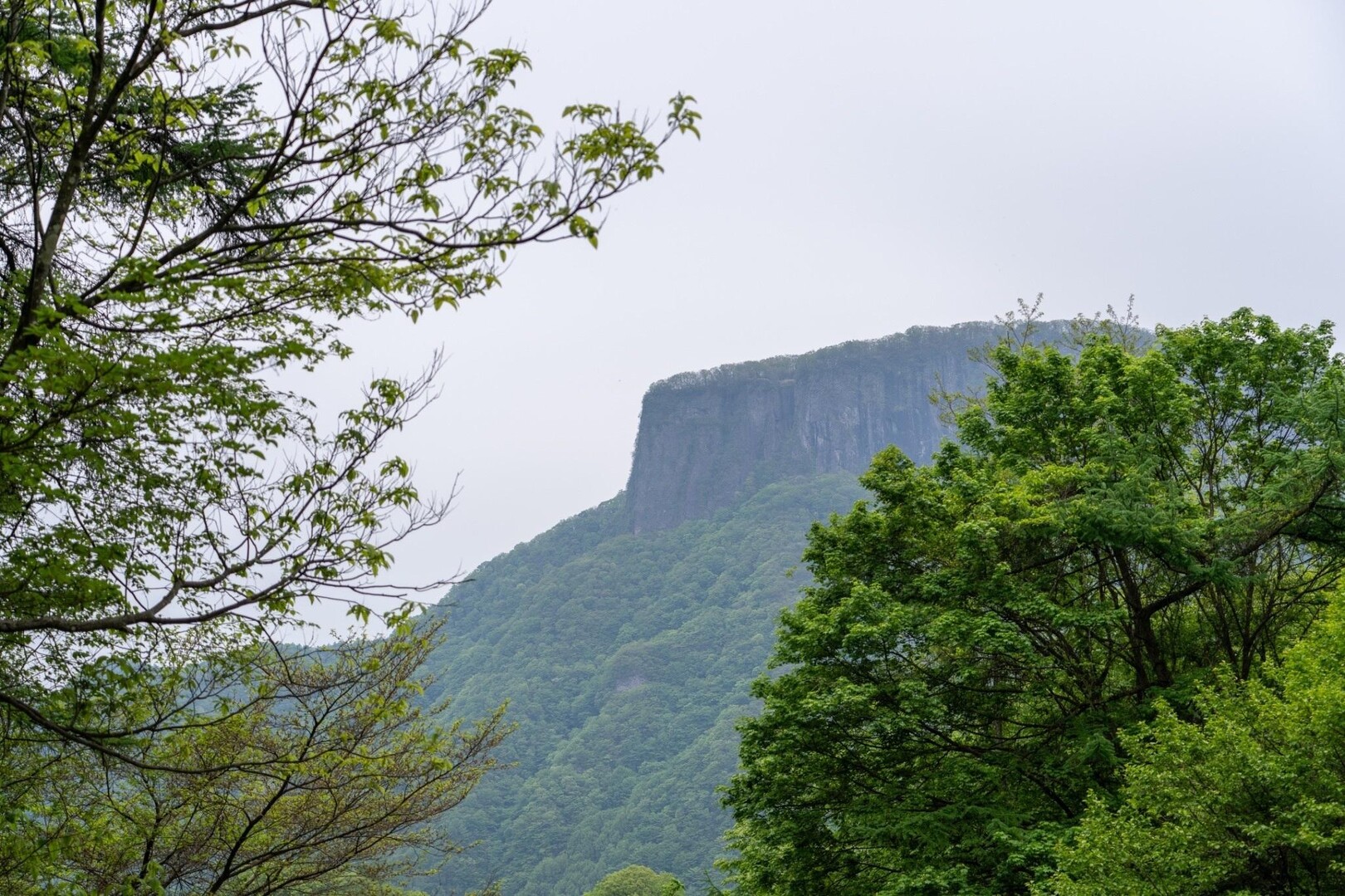 荒船山（経塚山） 迫力ある艫岩 / aromaさんの荒船山・物語山・大屋山の活動データ | YAMAP / ヤマップ