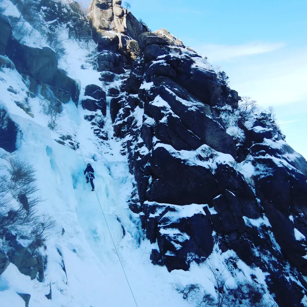 藤内沢 3ルンゼ アイスクライミング御在所岳（御在所山）2022-01-25 / PON TWOさんの御在所岳（御在所山）・雨乞岳の活動データ | YAMAP / ヤマップ