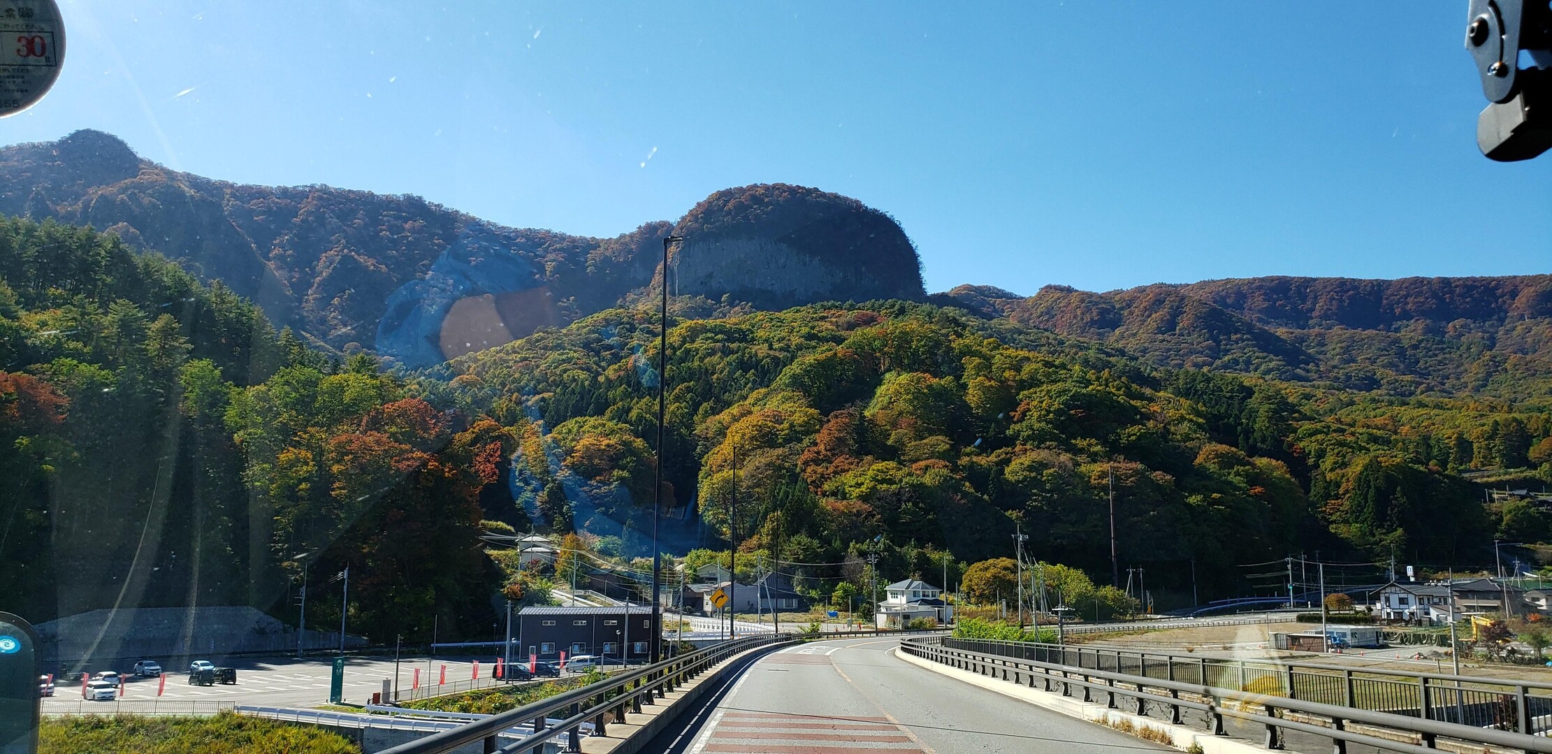 丸岩、八ッ場ダムの上流の岩 / HARUさんの浅間隠山・駒髪山・丸岩の活動データ | YAMAP / ヤマップ