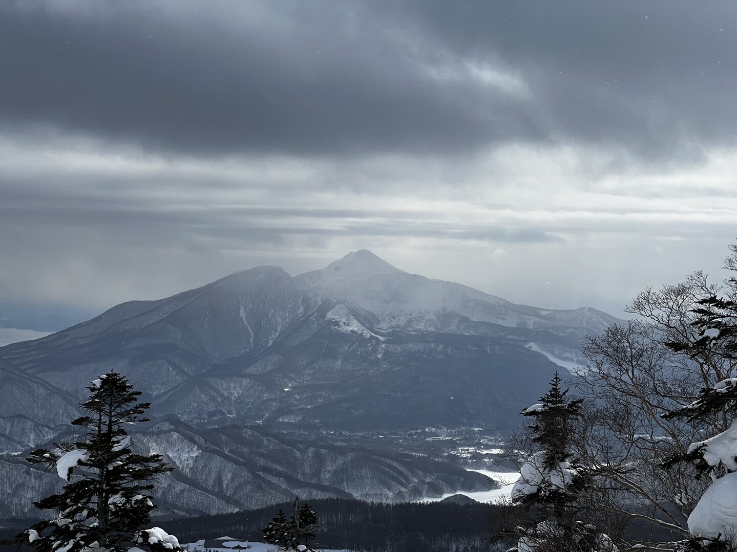 磐梯山🏔西吾妻山から / Bii&Guunさんのモーメント | YAMAP / ヤマップ