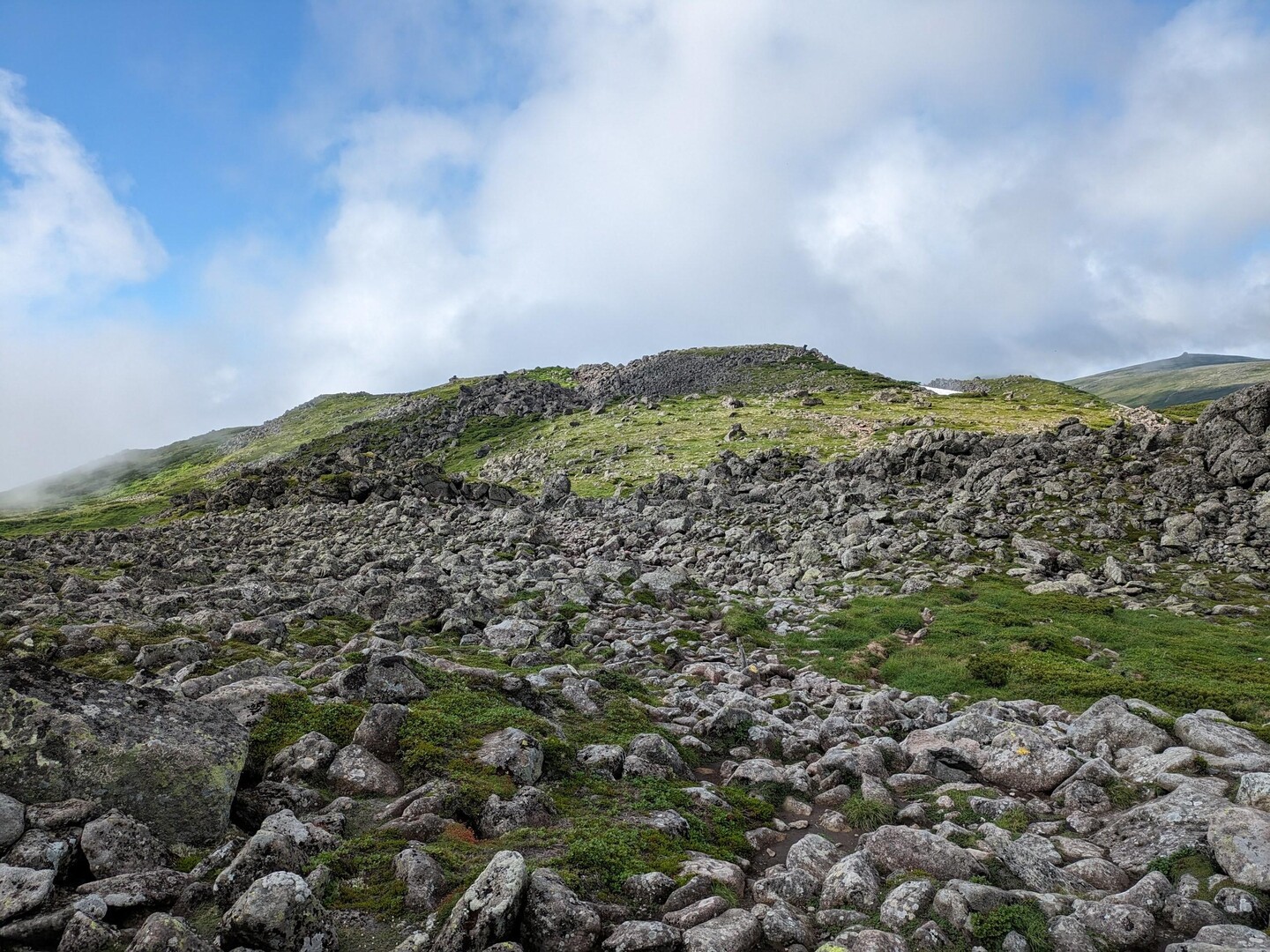 ナッキーに逢えたトムラウシ山・化雲岳＠ヒサゴ沼一泊 / 元は海好きさんのGT3 2の活動データ | YAMAP / ヤマップ