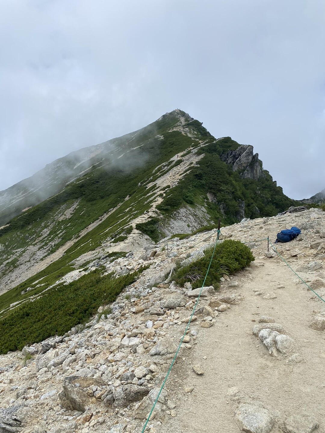 八方尾根〜遠見尾根縦走 唐松岳、五竜岳 / tosiさんの鹿島槍ヶ岳・五竜岳（五龍岳）・唐松岳の活動データ | YAMAP / ヤマップ