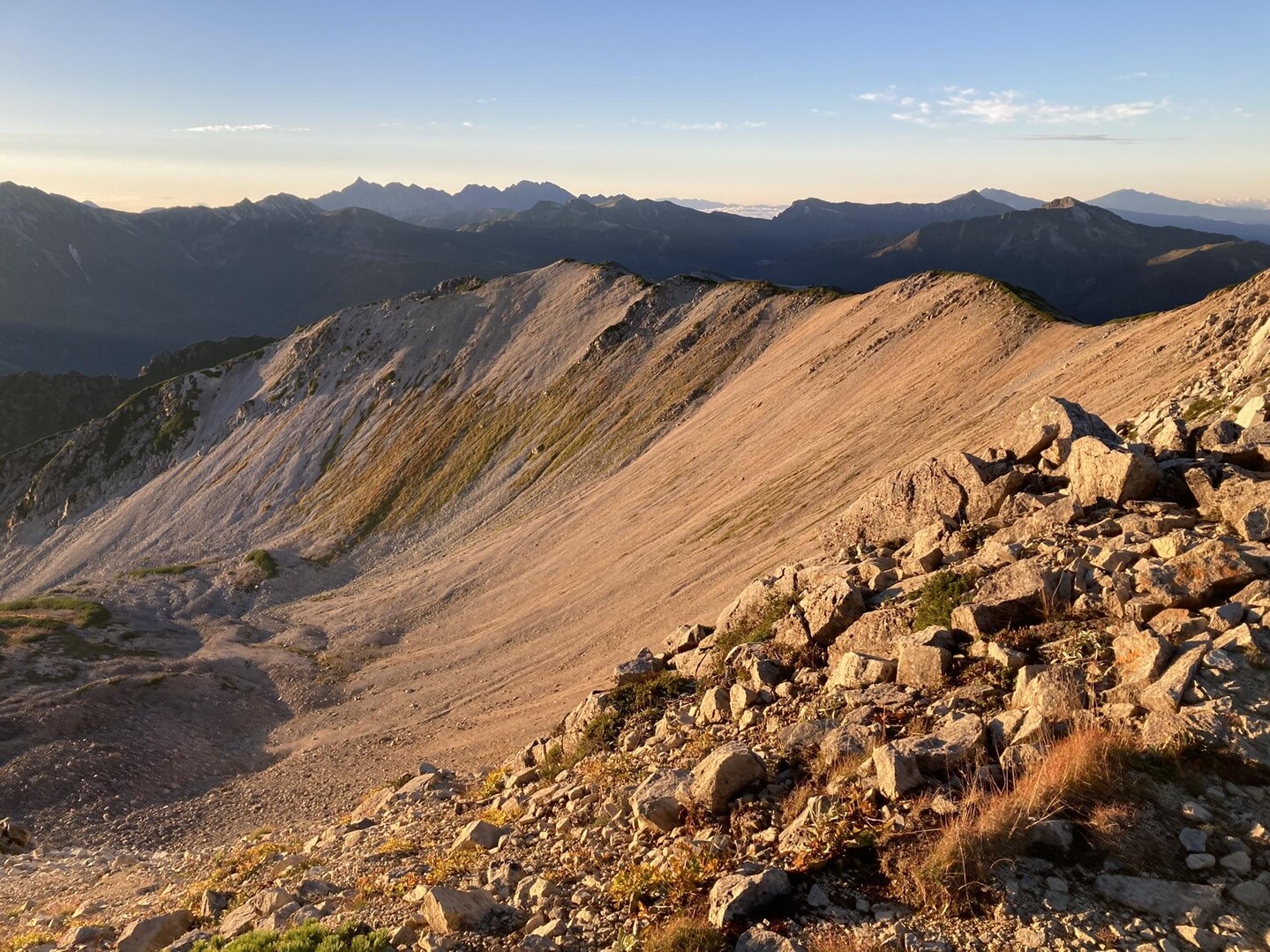北アルプスの貴婦人 薬師岳、太郎山 / Masakoさんの水晶岳・薬師岳・黒部五郎岳の活動データ | YAMAP / ヤマップ