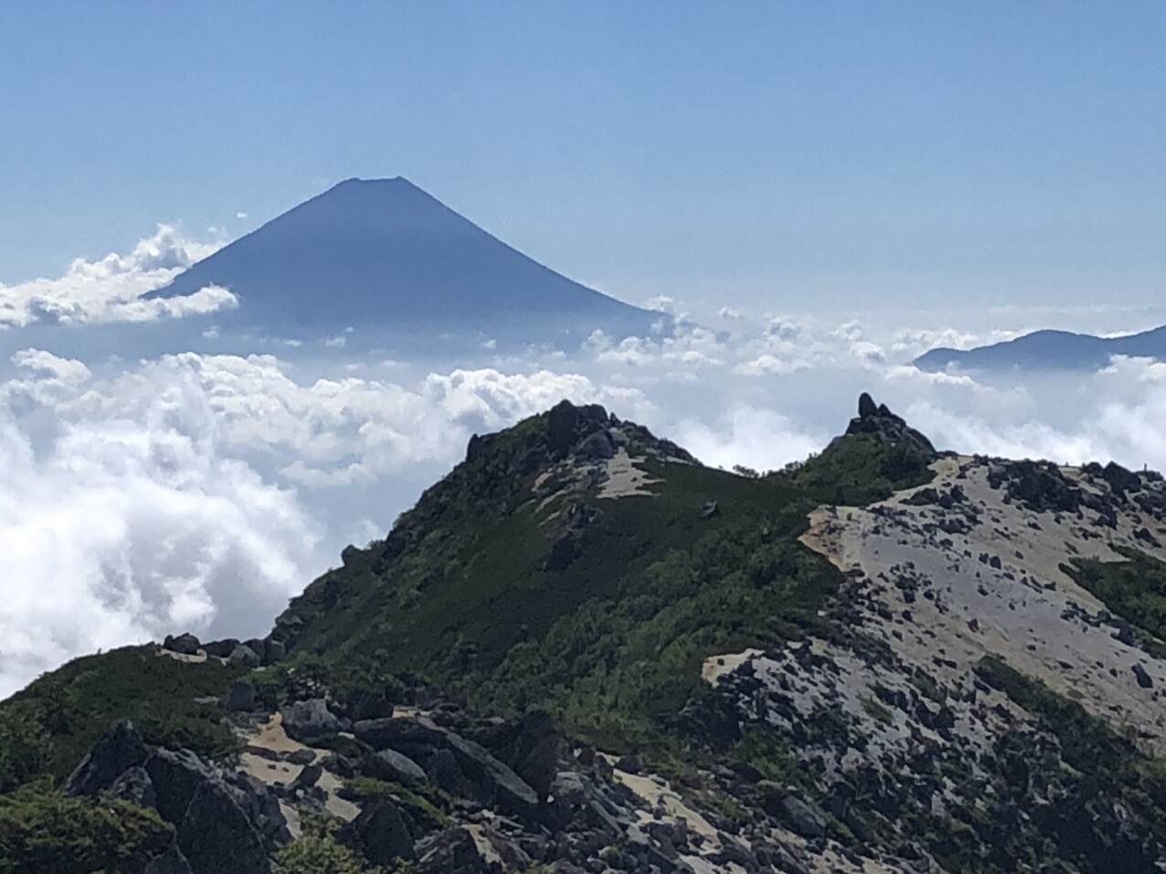 鳳凰山・甲斐駒ヶ岳 2日間縦走 / KIYATさんの鳳凰山・地蔵岳・観音岳・薬師岳の活動データ | YAMAP / ヤマップ