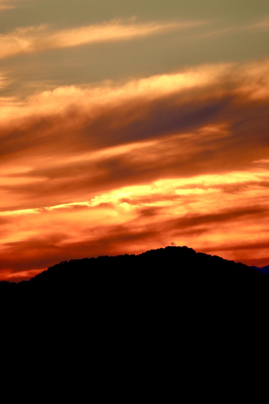 ⛅️夕焼け雲とランニング🏃‍♂️-2023-05-24 / tataさんの各務原アルプス（関南アルプス）・八木三山の活動データ | YAMAP / ヤマップ